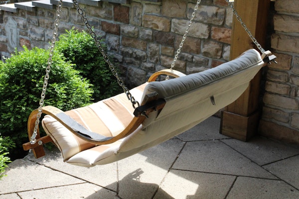 Modern Porch Swing : EBTH