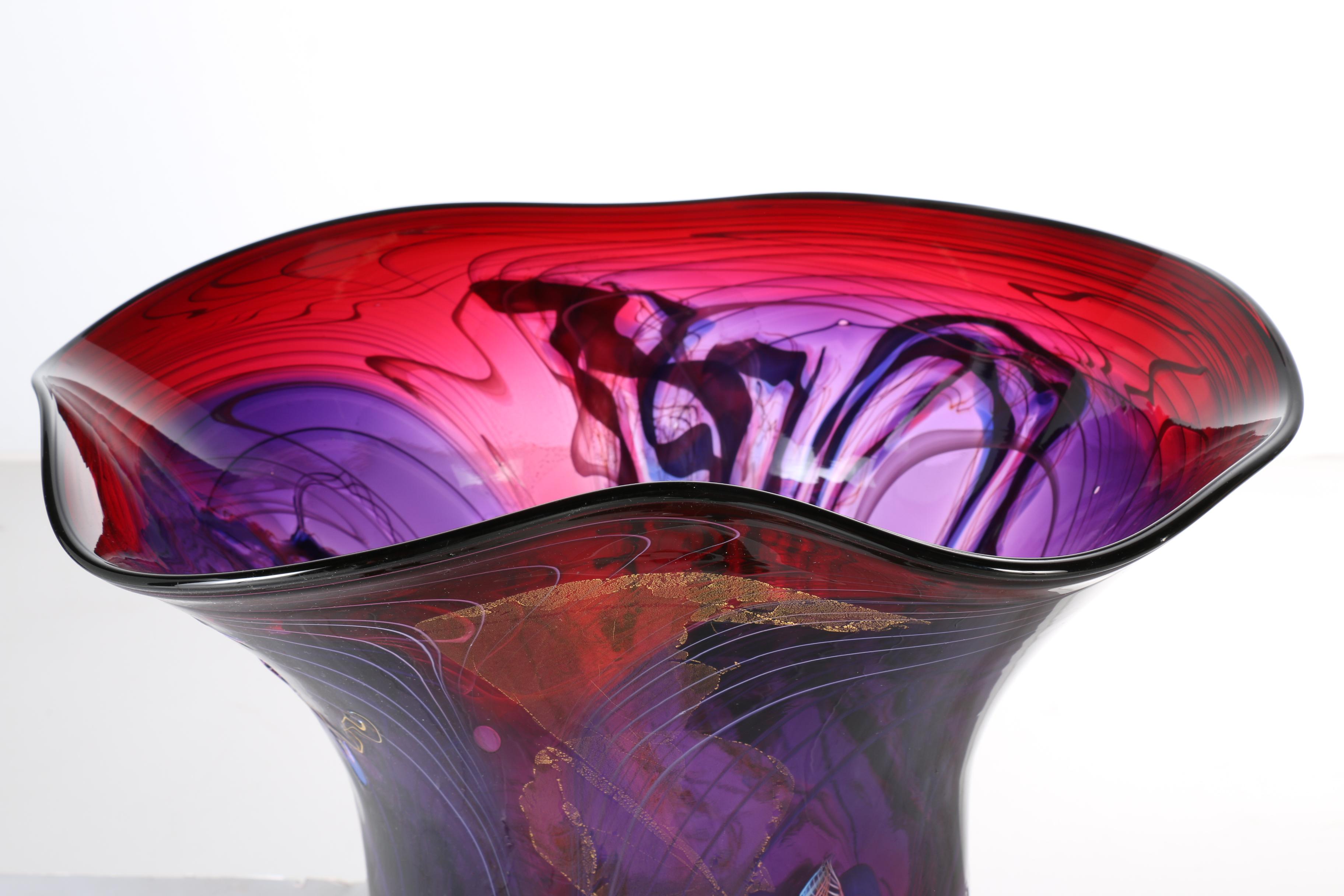 Dutch Schulze "Dreamscape" Art Glass Vase in Purple and Red | EBTH