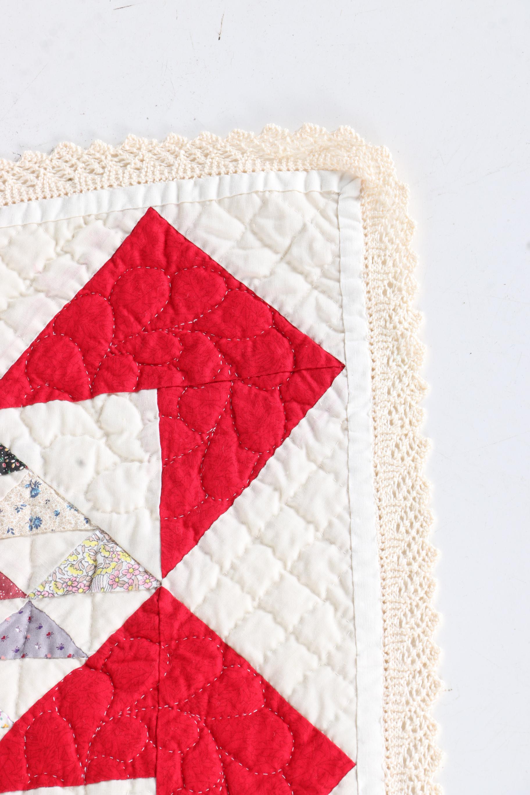 Vintage Diamond Pattern Quilt | EBTH