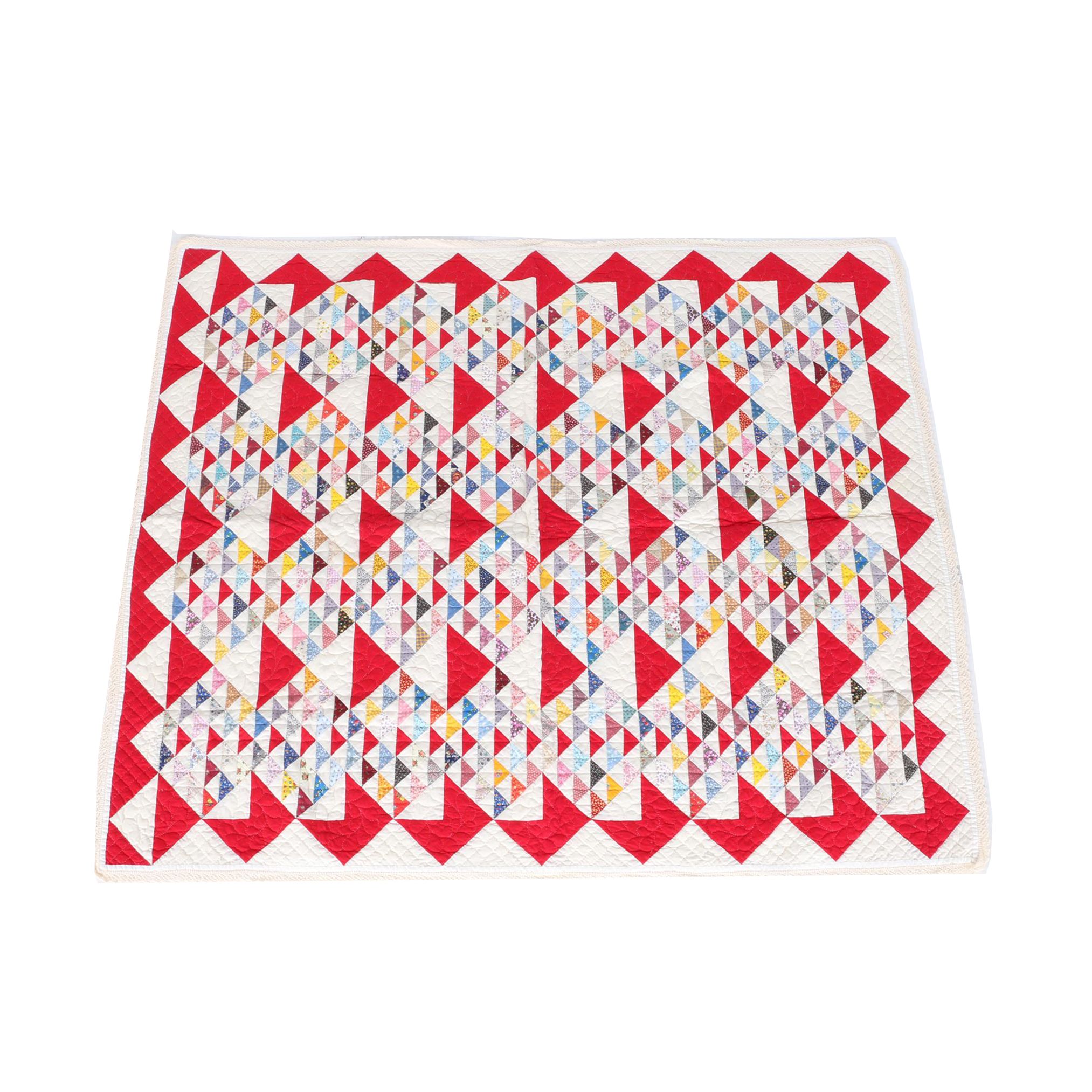 Vintage Diamond Pattern Quilt | EBTH