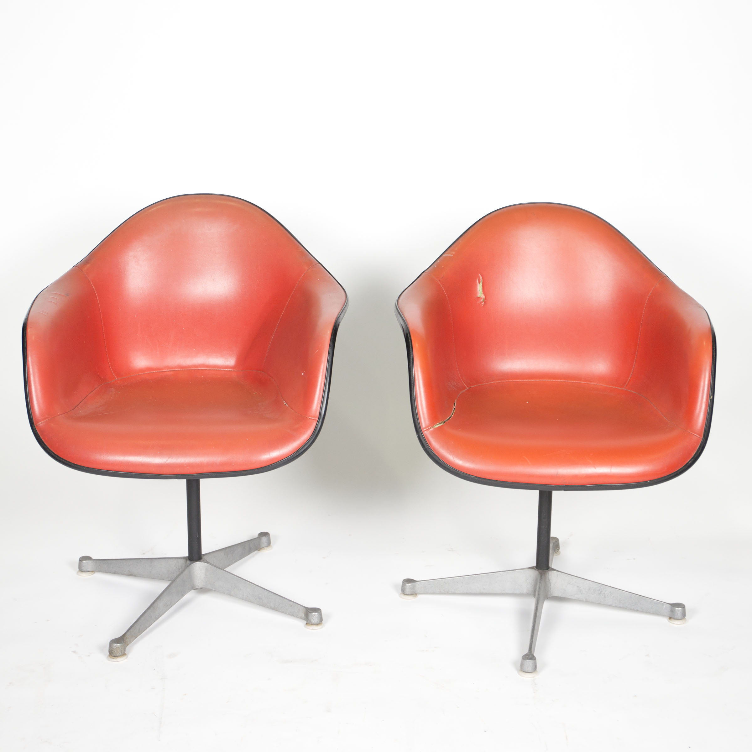 Mid Century Modern Shell Chairs by Herman Miller | EBTH