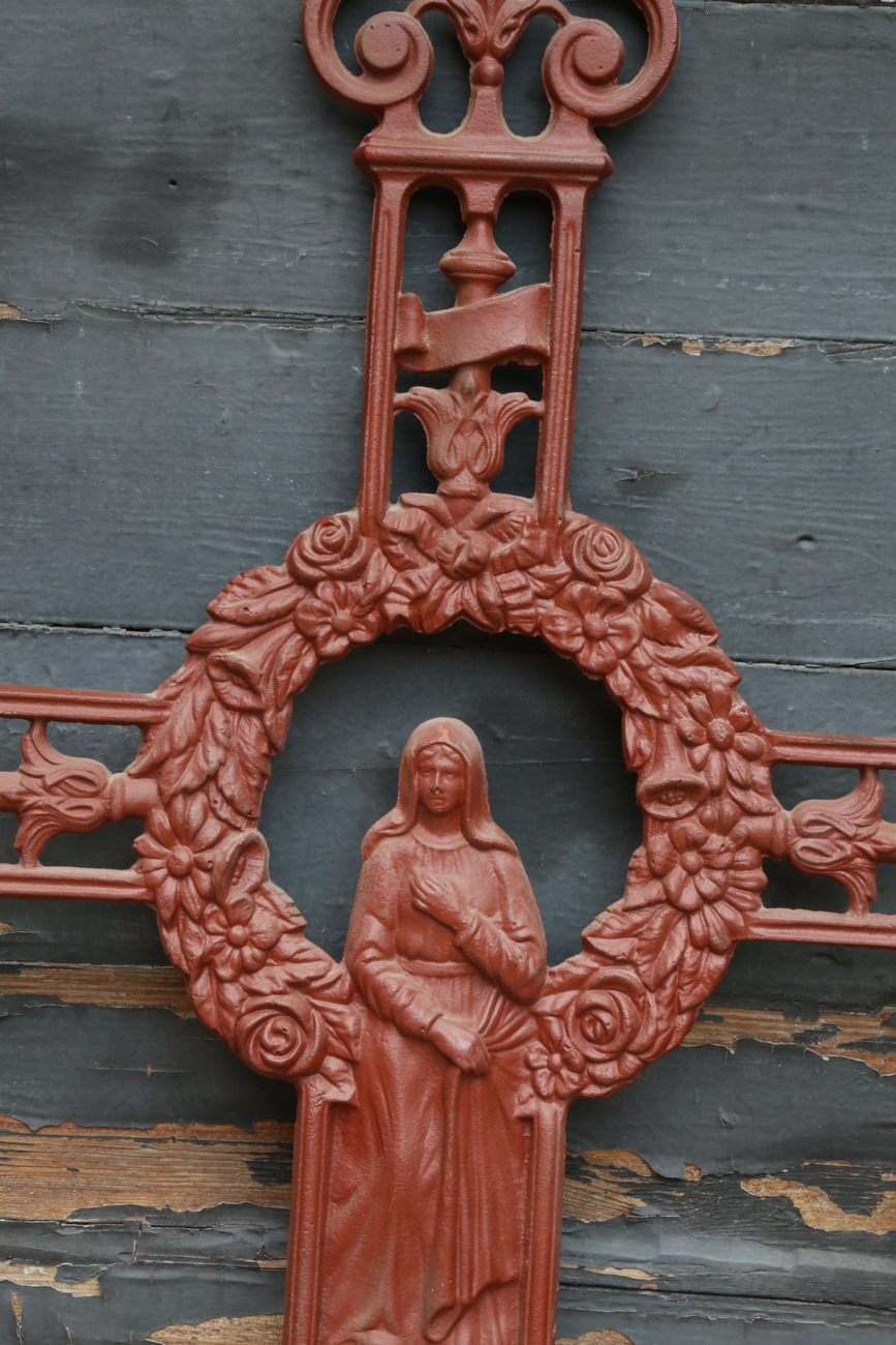 Large Antique Cast Iron Church Cross | EBTH