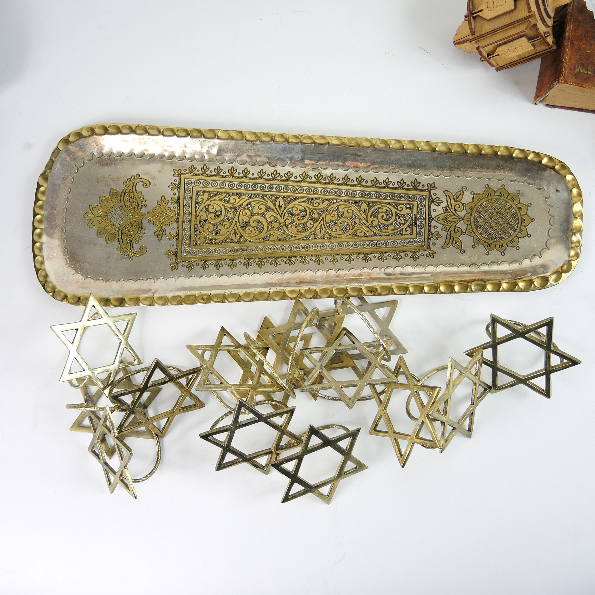 Judaica Collection with Art and Handmade Pieces | EBTH