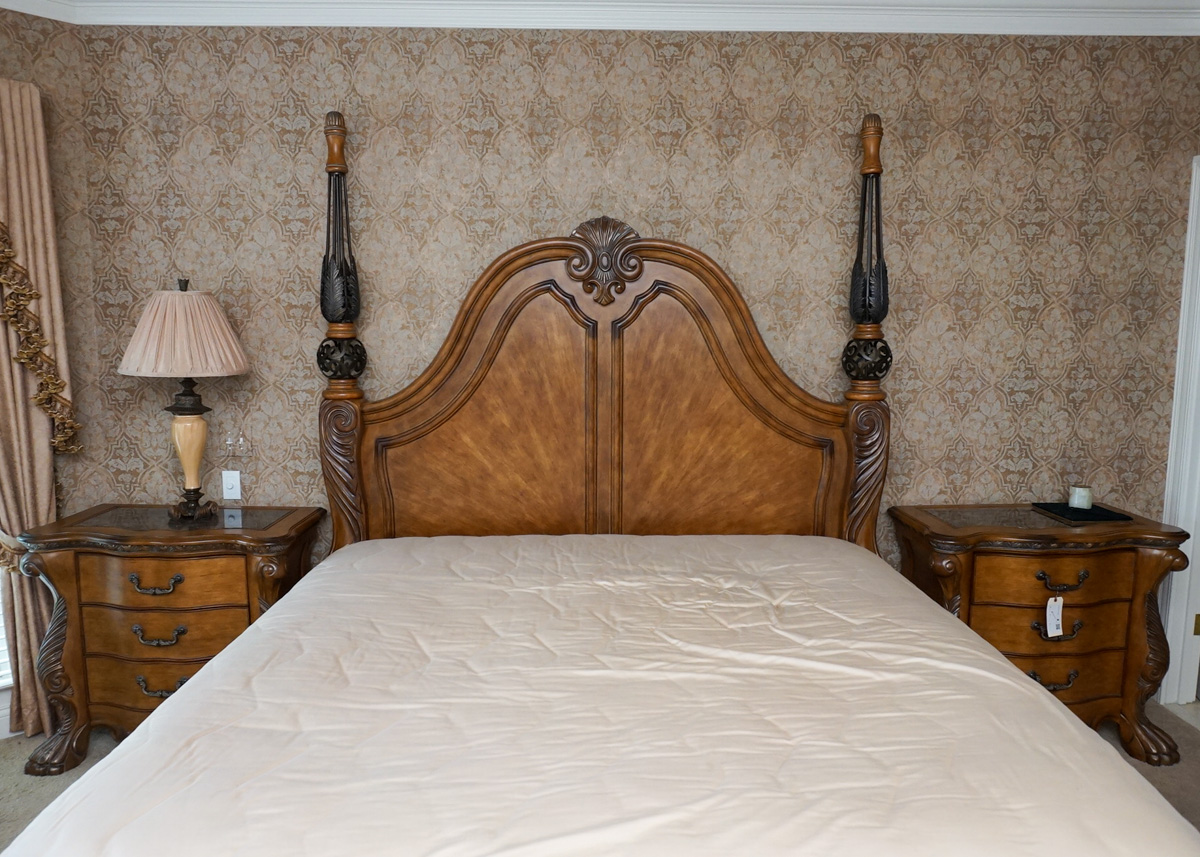 Michael Amini "Paradisio" King Size Four Poster Bed by AICO Furniture ...