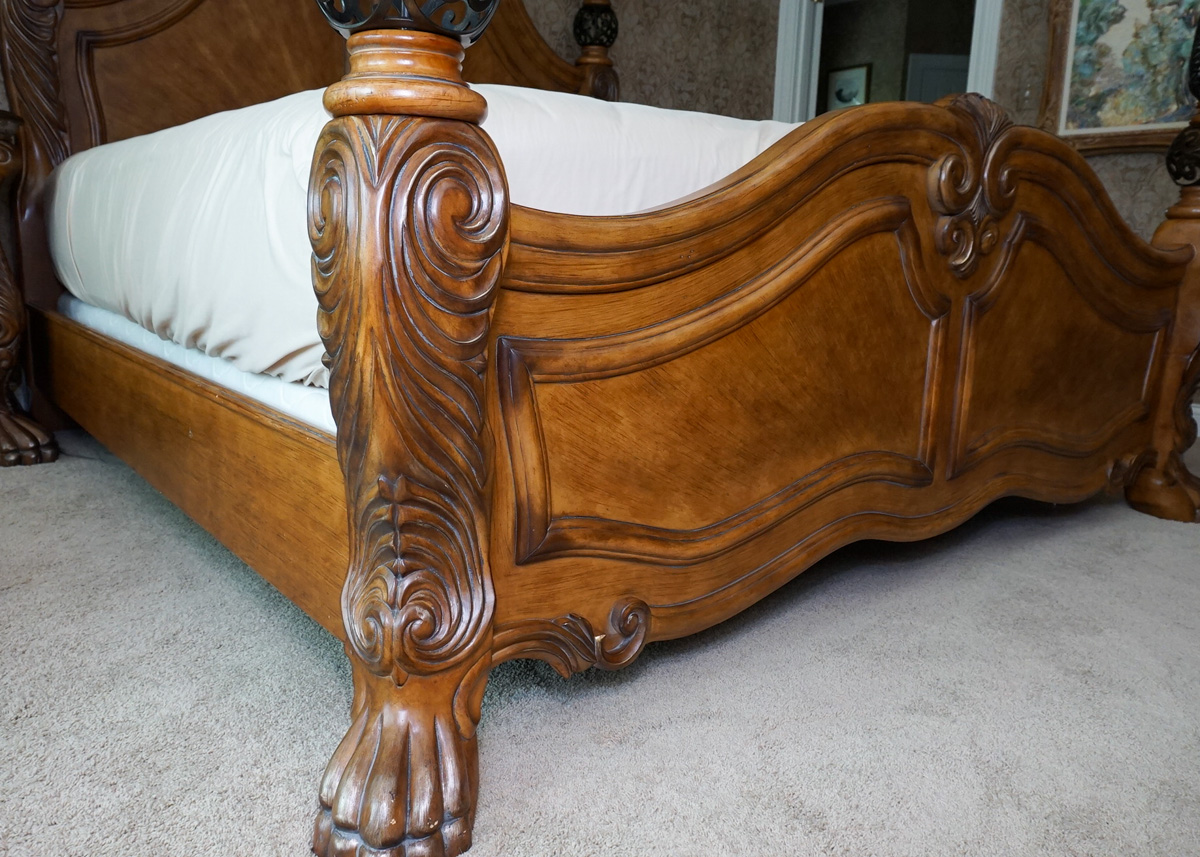 Michael Amini "Paradisio" King Size Four Poster Bed by AICO Furniture ...