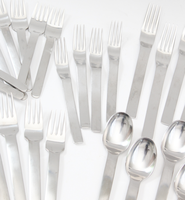 Retroneu "Scan" Stainless Steel Flatware Set | EBTH