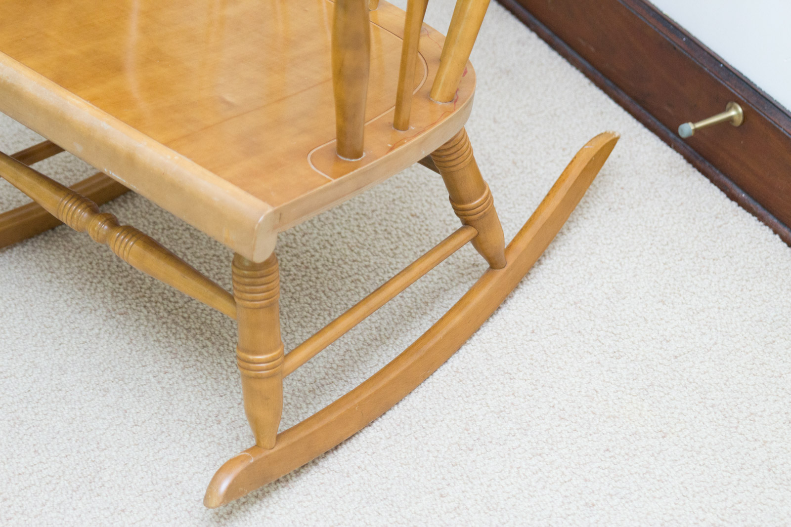 Windsor Style Rocking Chair | EBTH