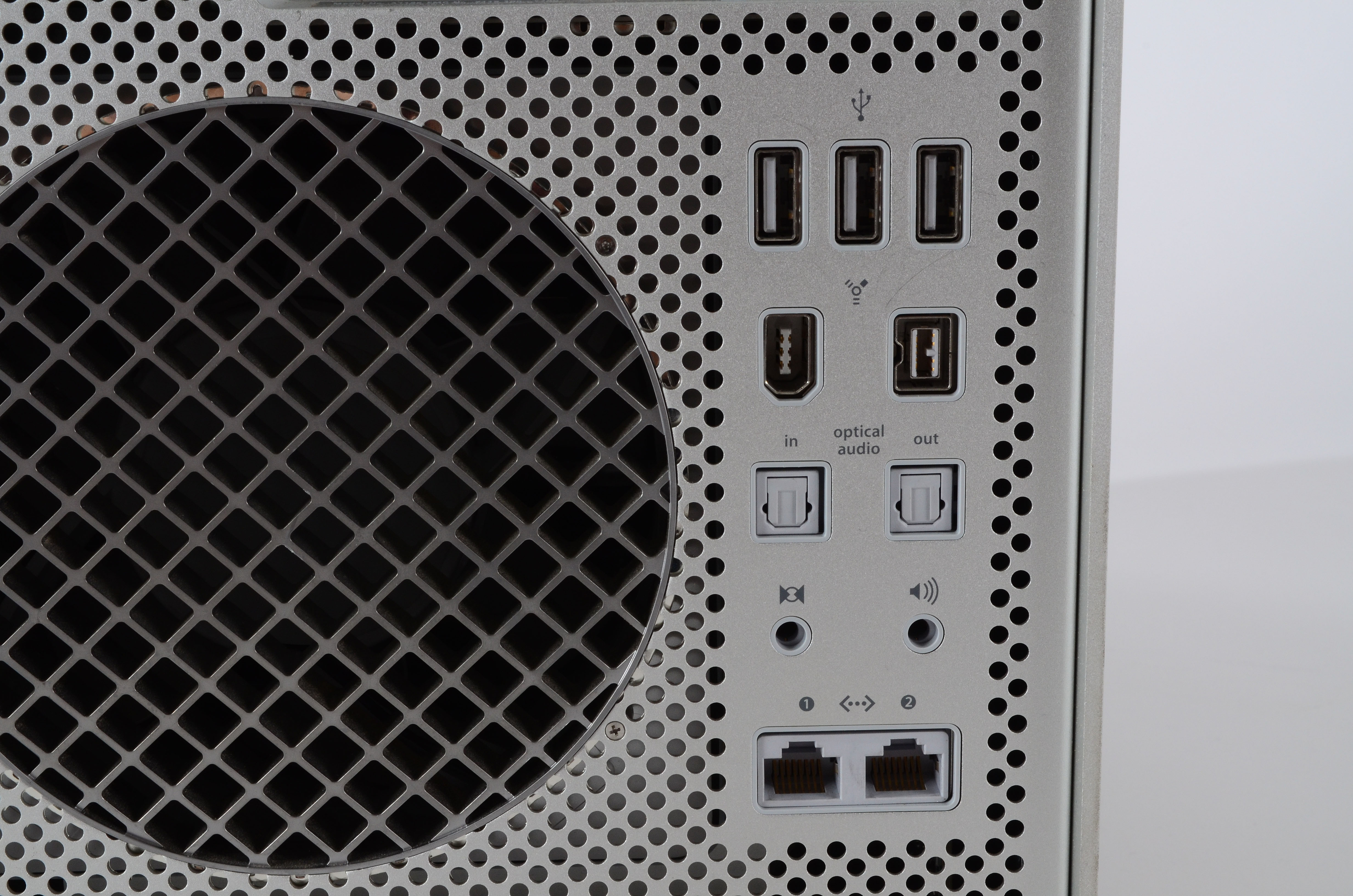 Mac Pro Desktop Tower | EBTH