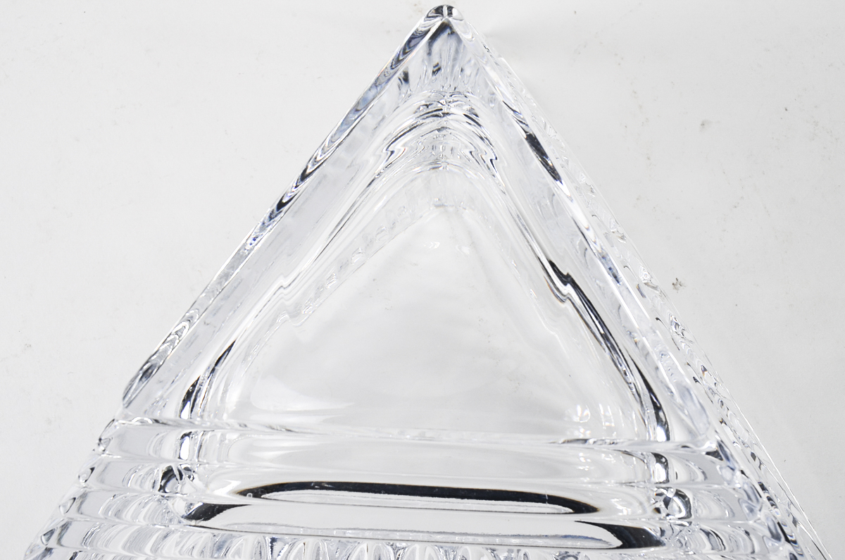 Contemporary Triangular Shaped Crystal Bowl | EBTH