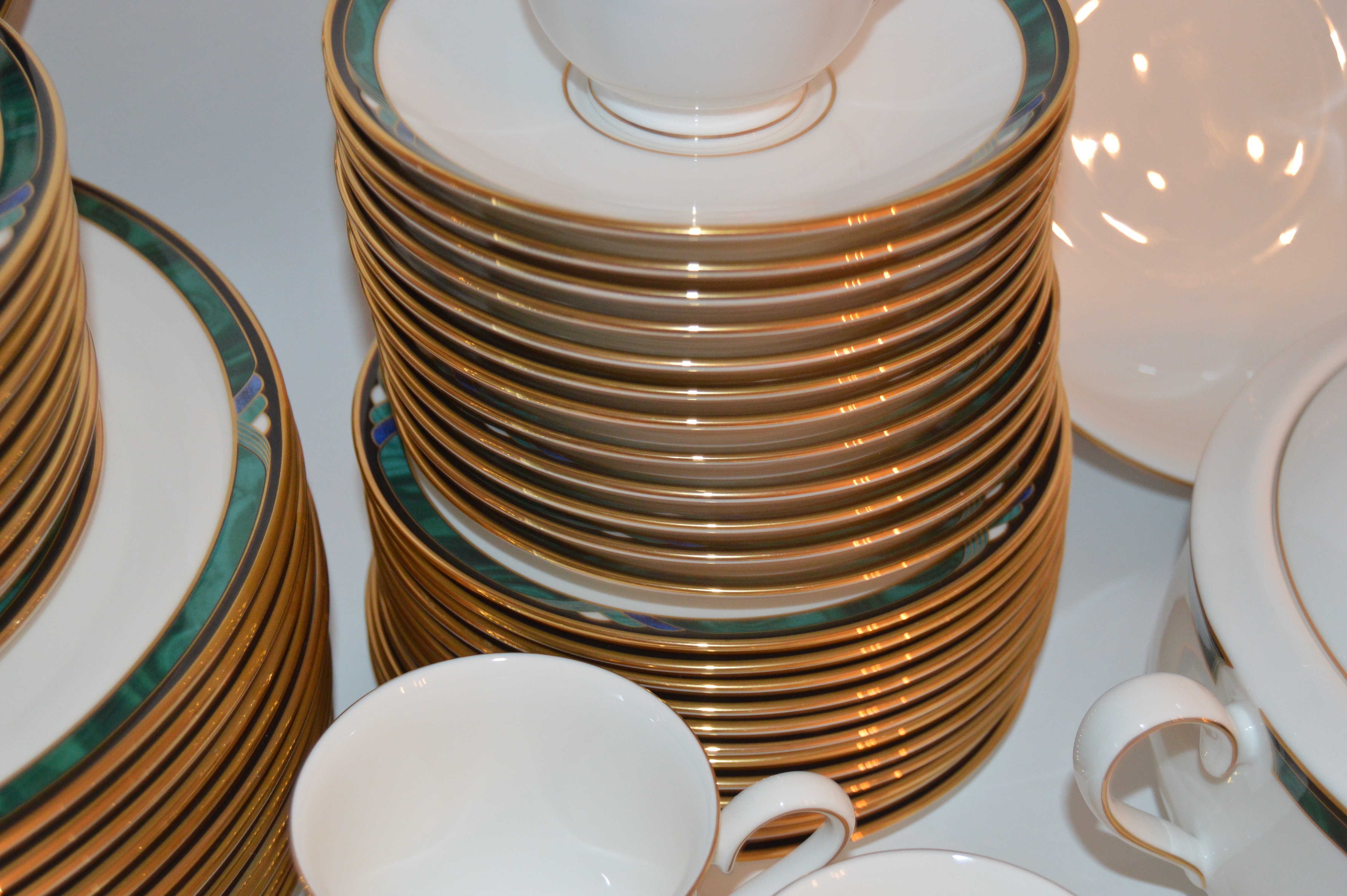 Lenox 'Kelly' Debut Collection | EBTH