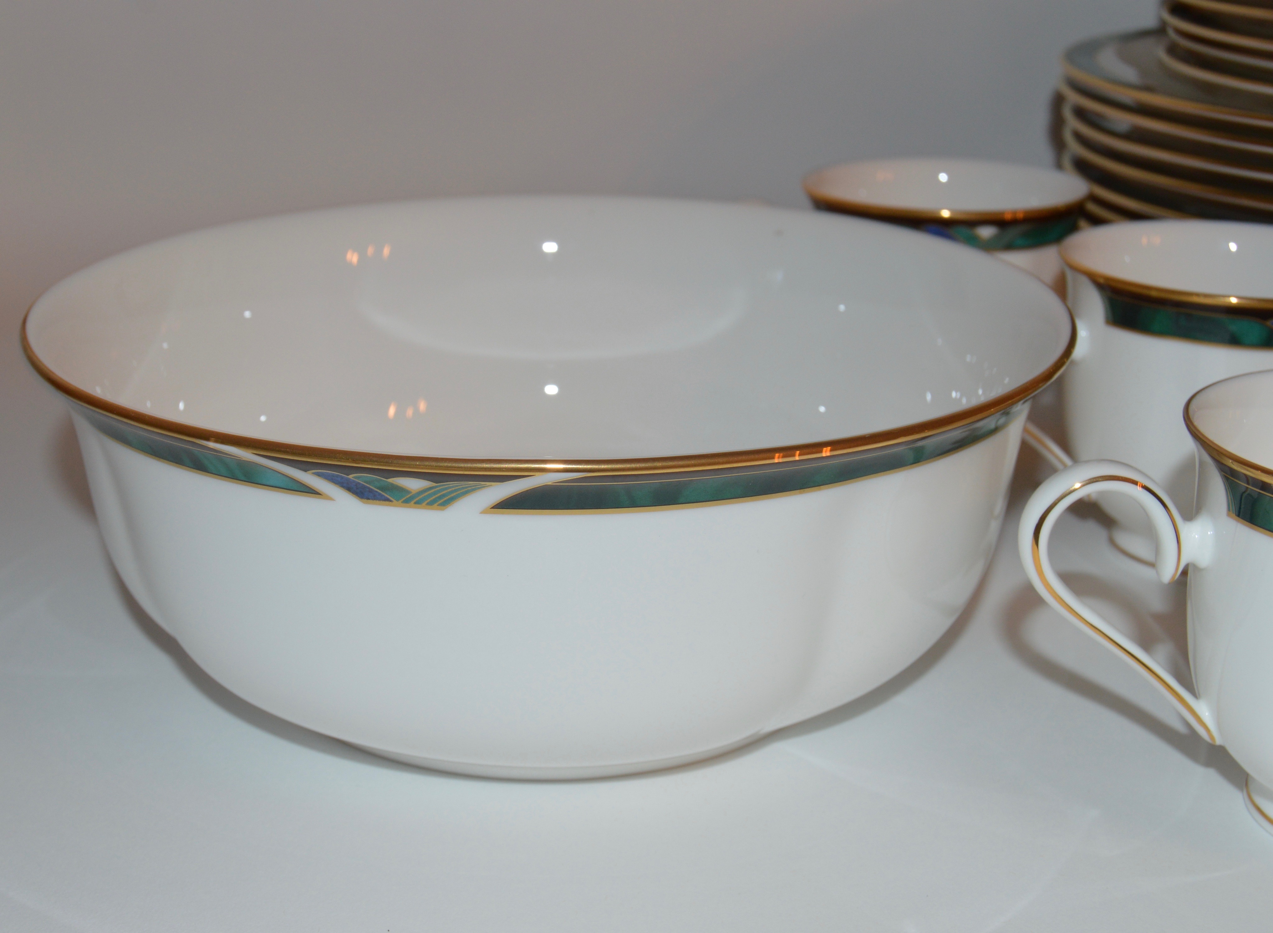 Lenox 'Kelly' Debut Collection | EBTH