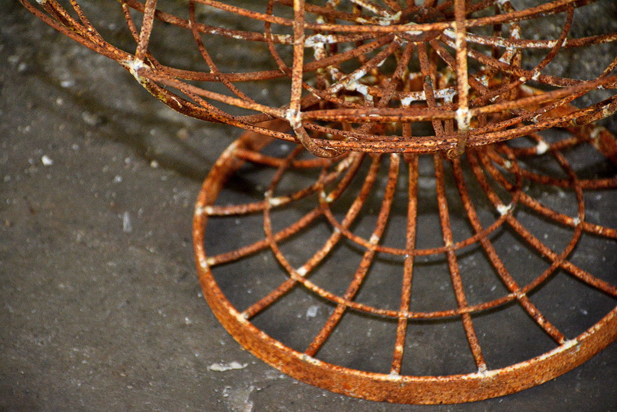 Metal Wire Urn Planters | EBTH