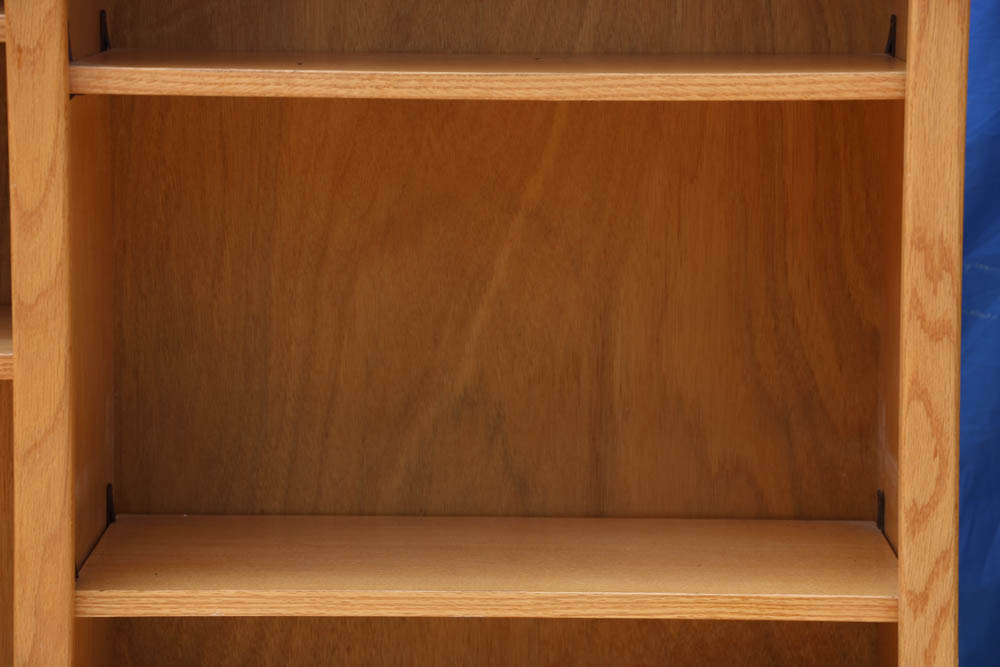 White Oak Bookcase | EBTH