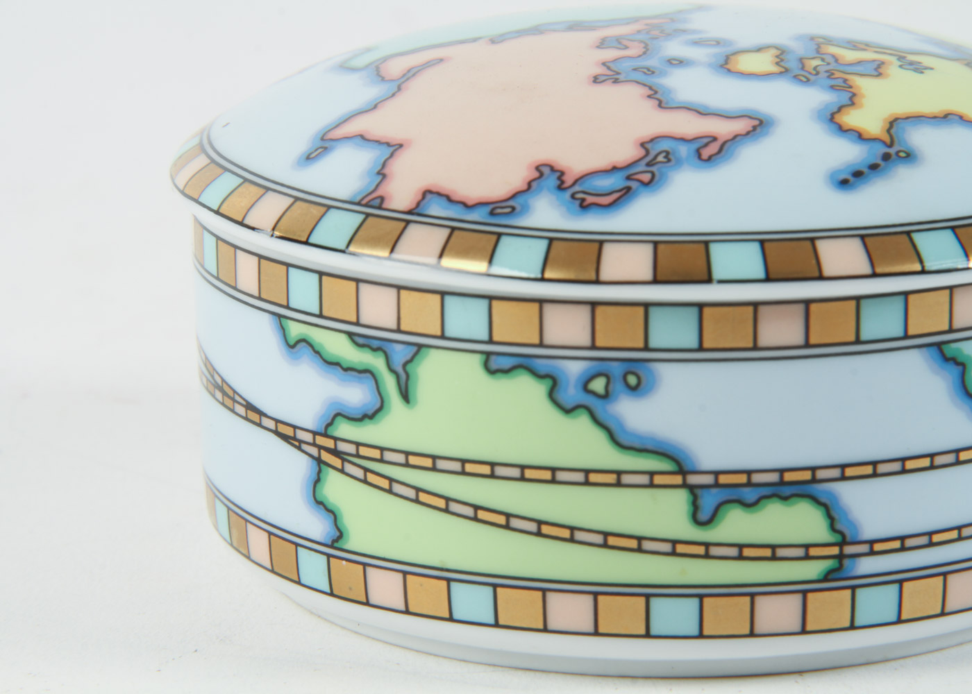 Tiffany & Co. Porcelain Trinket Box | EBTH