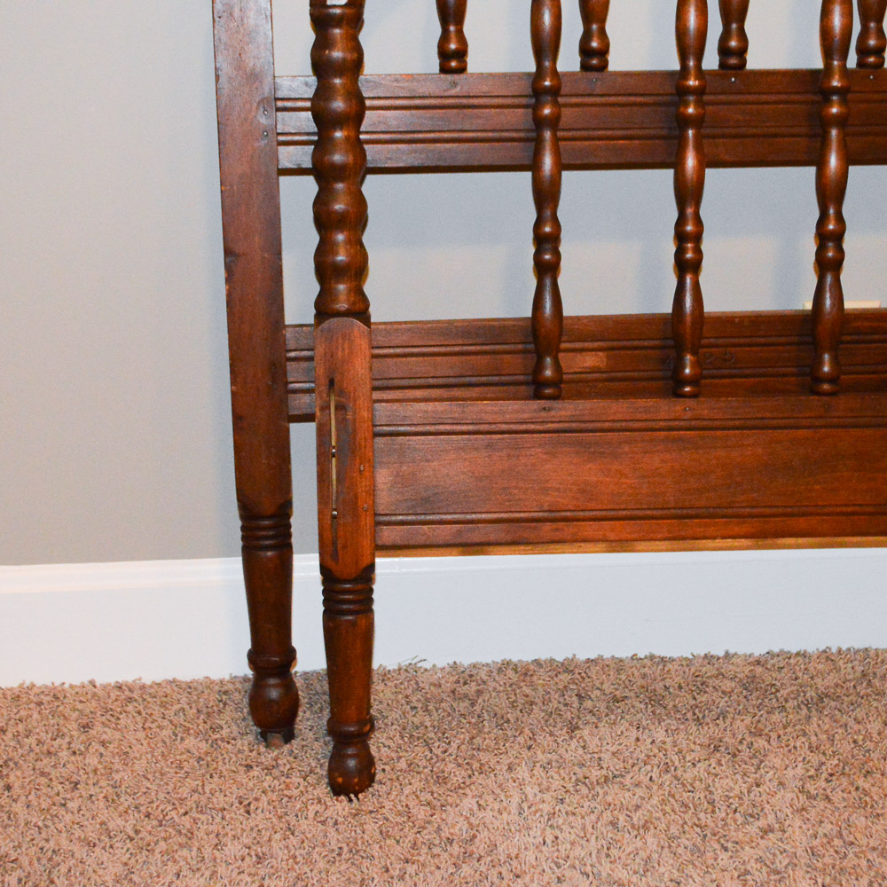 Vintage Jenny Lind Twin Bed Frames | EBTH