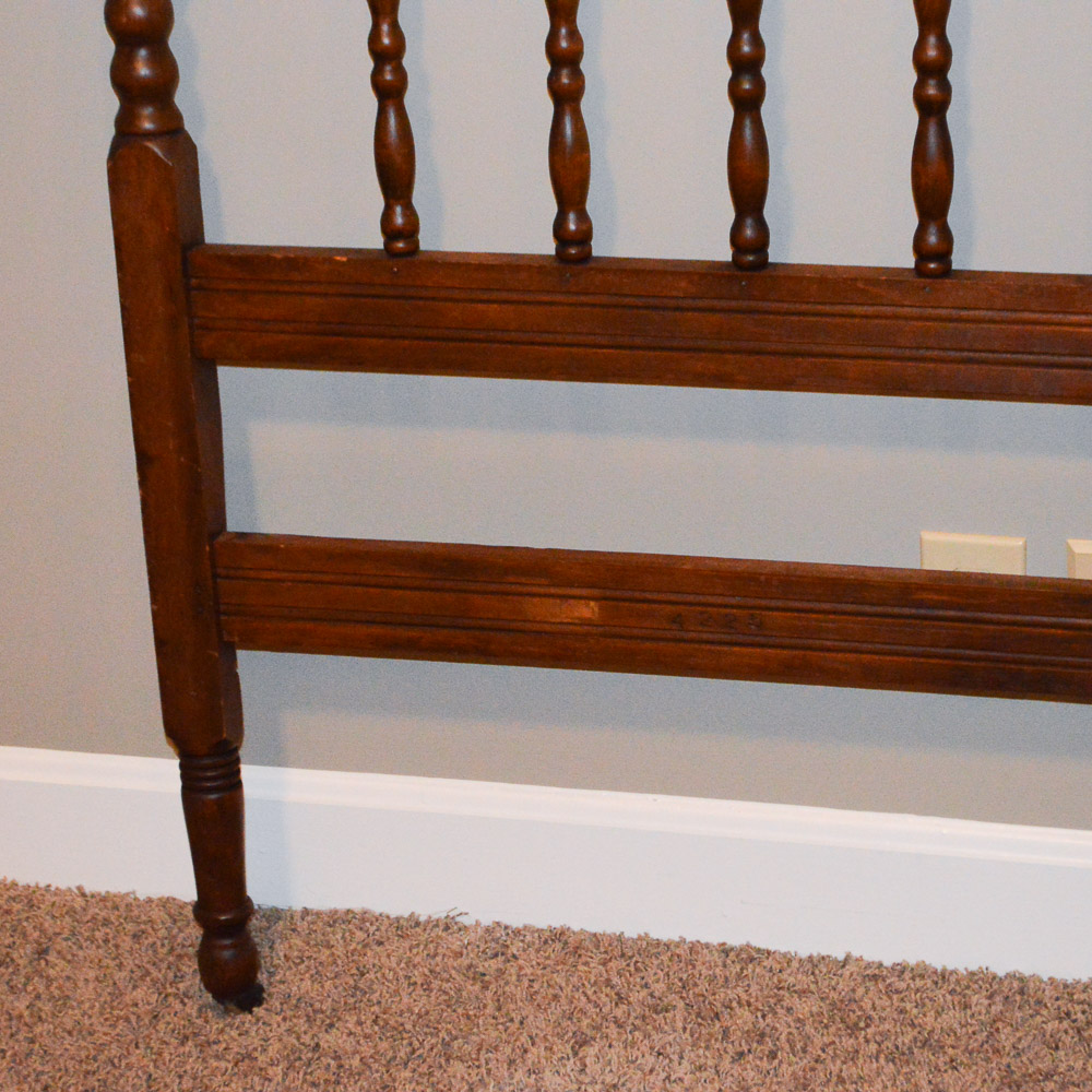 Vintage Jenny Lind Twin Bed Frames | EBTH