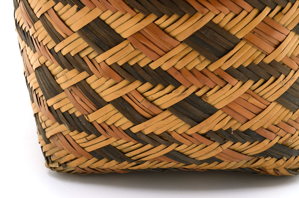 Vintage Southeastern Native American Wicker Woven Basket | EBTH