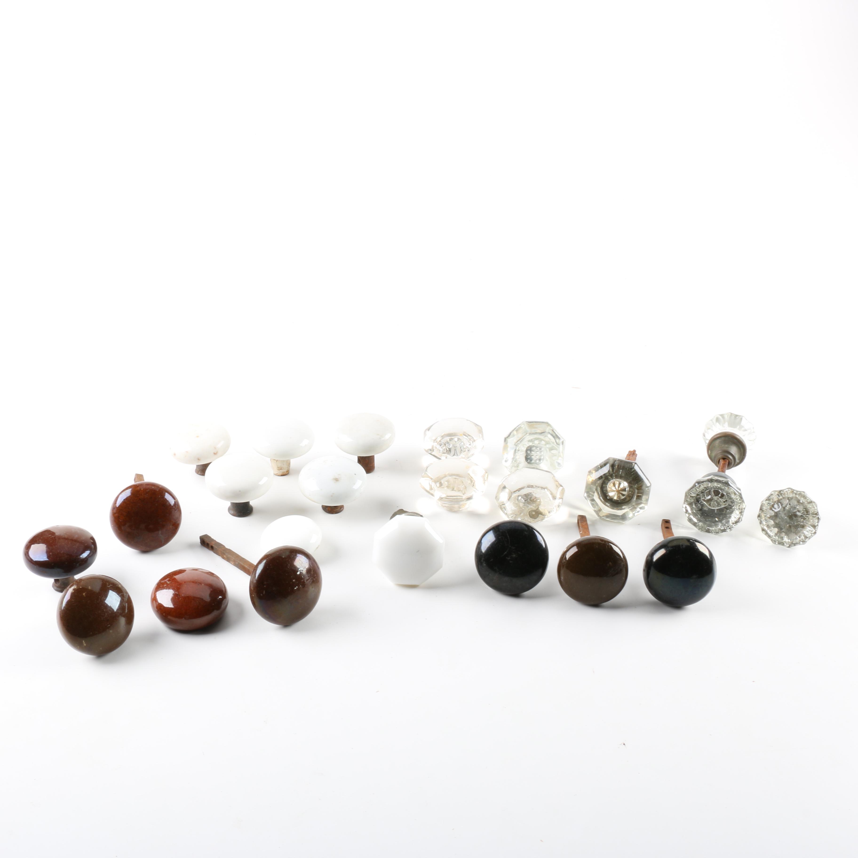Assorted Vintage Doorknobs | EBTH