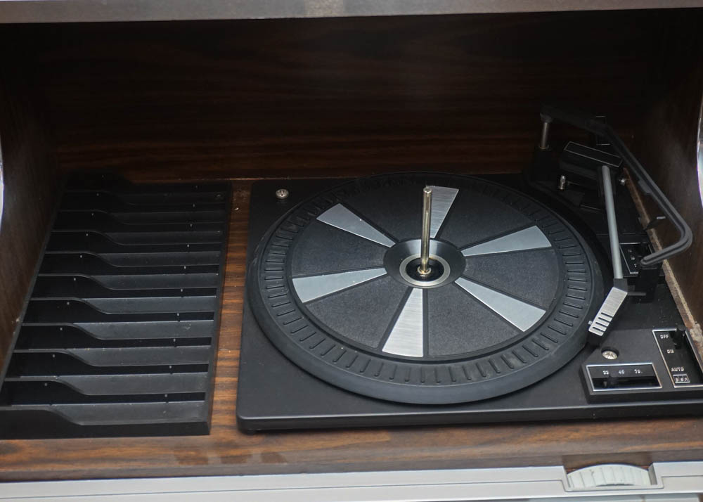 1970s Morse Electrophonic Stereo Console | EBTH