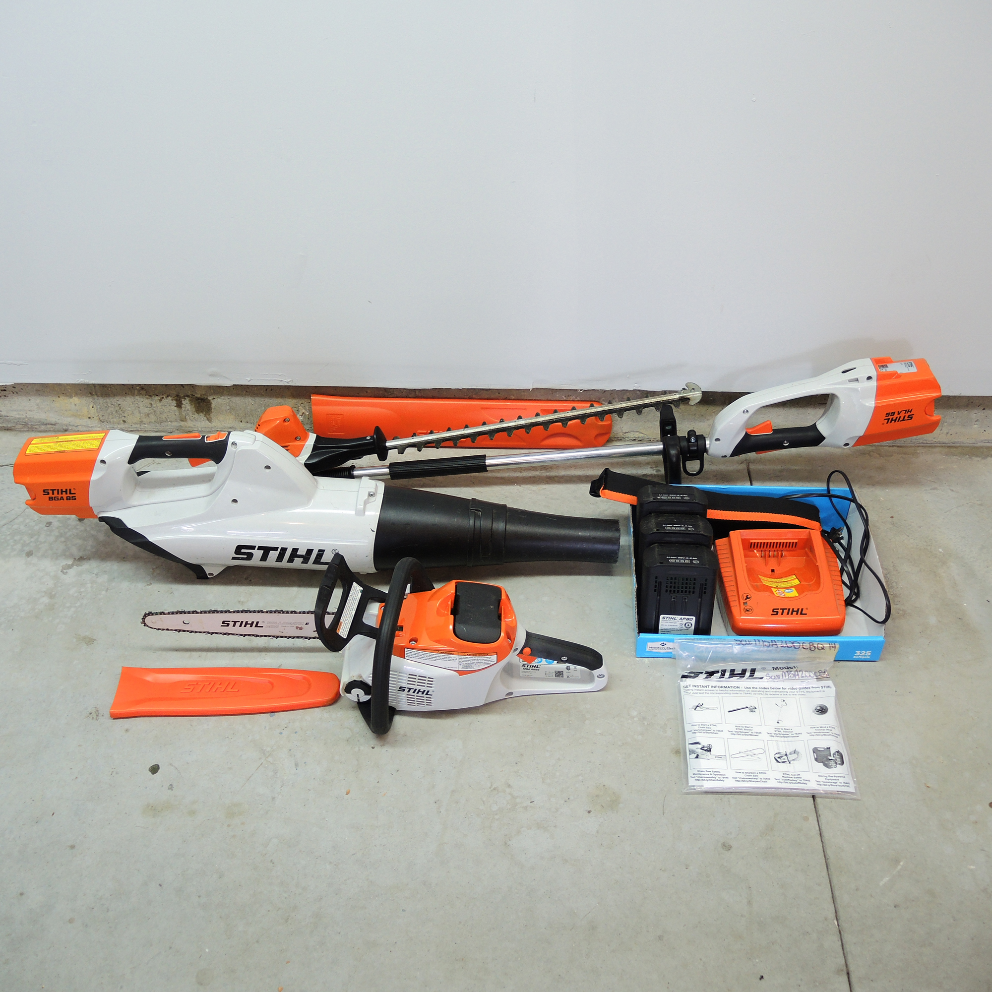 Stihl Battery-Powered Lawn Tools | EBTH