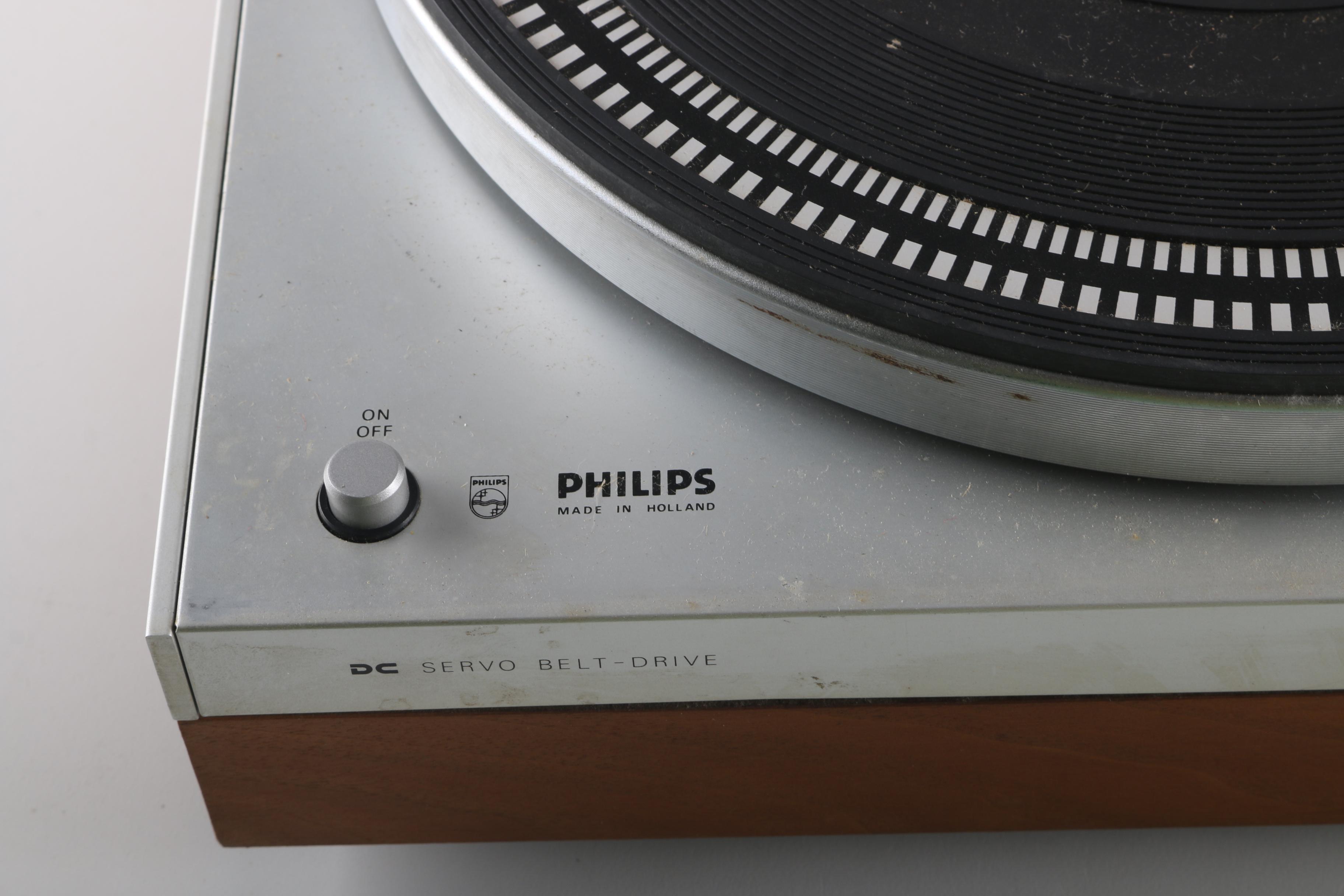 Philips "Electronic 312" Two-Speed Turntable | EBTH