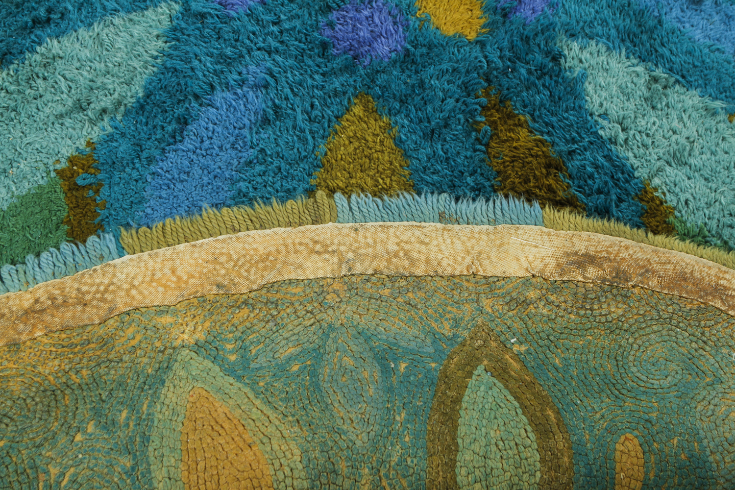 Vintage Cynthia Sargent Hooked Round Rug | EBTH