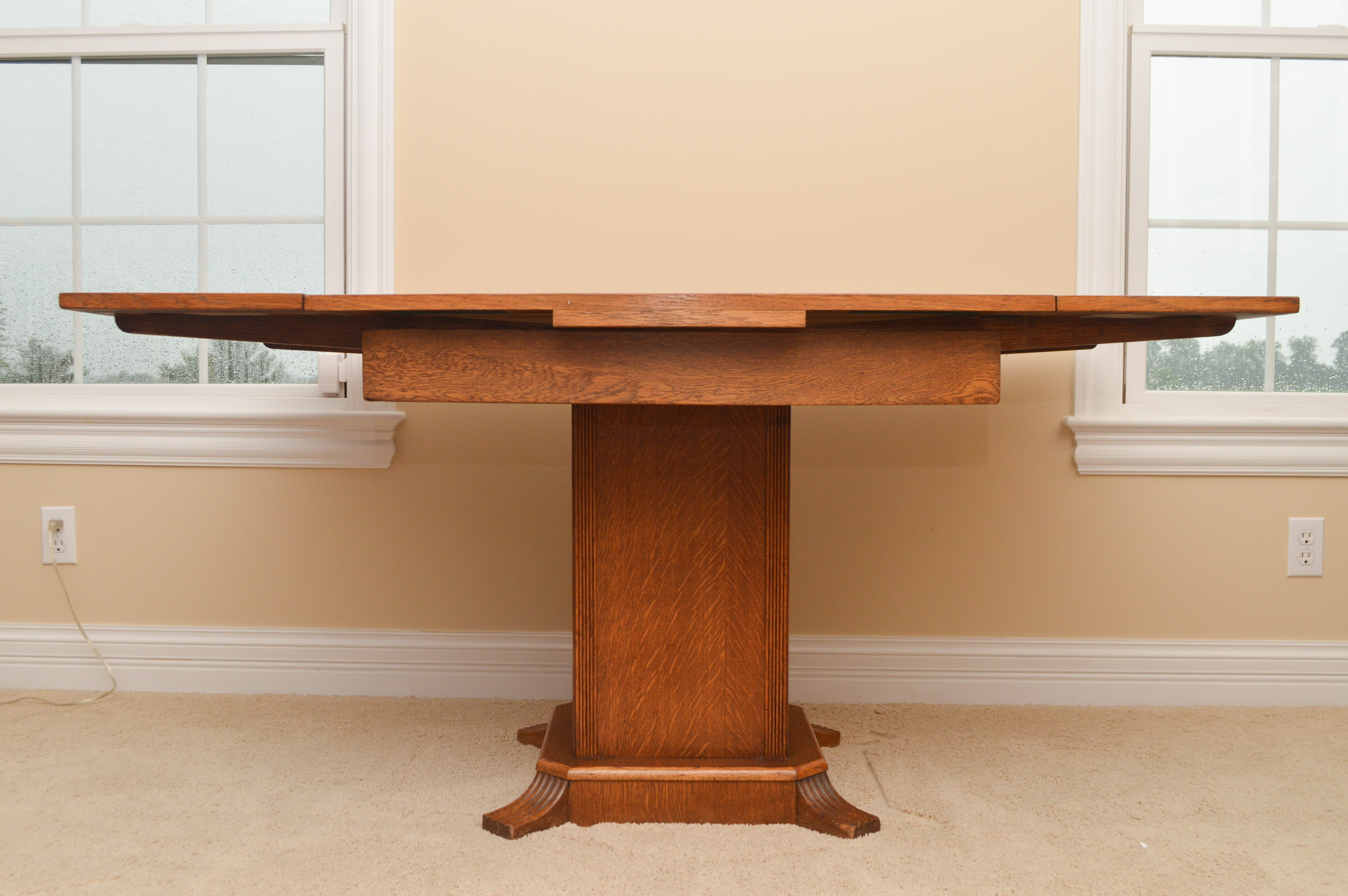 Antique Oak Expandable Table | EBTH