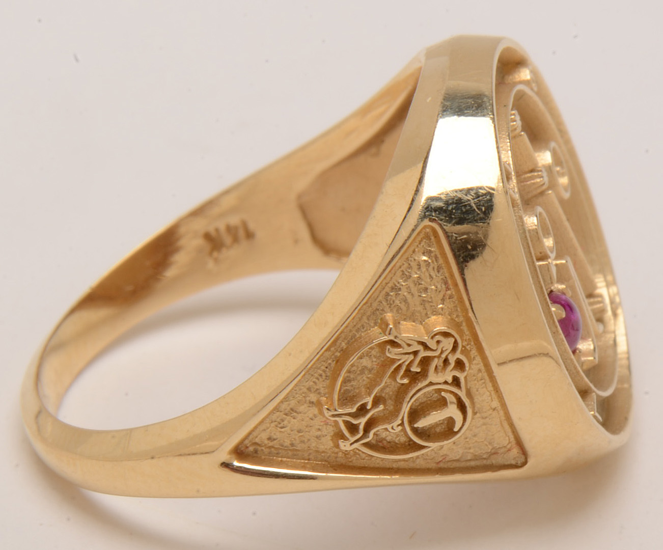Vintage 14K Yellow Gold Ruby Astrological Symbol Ring | EBTH
