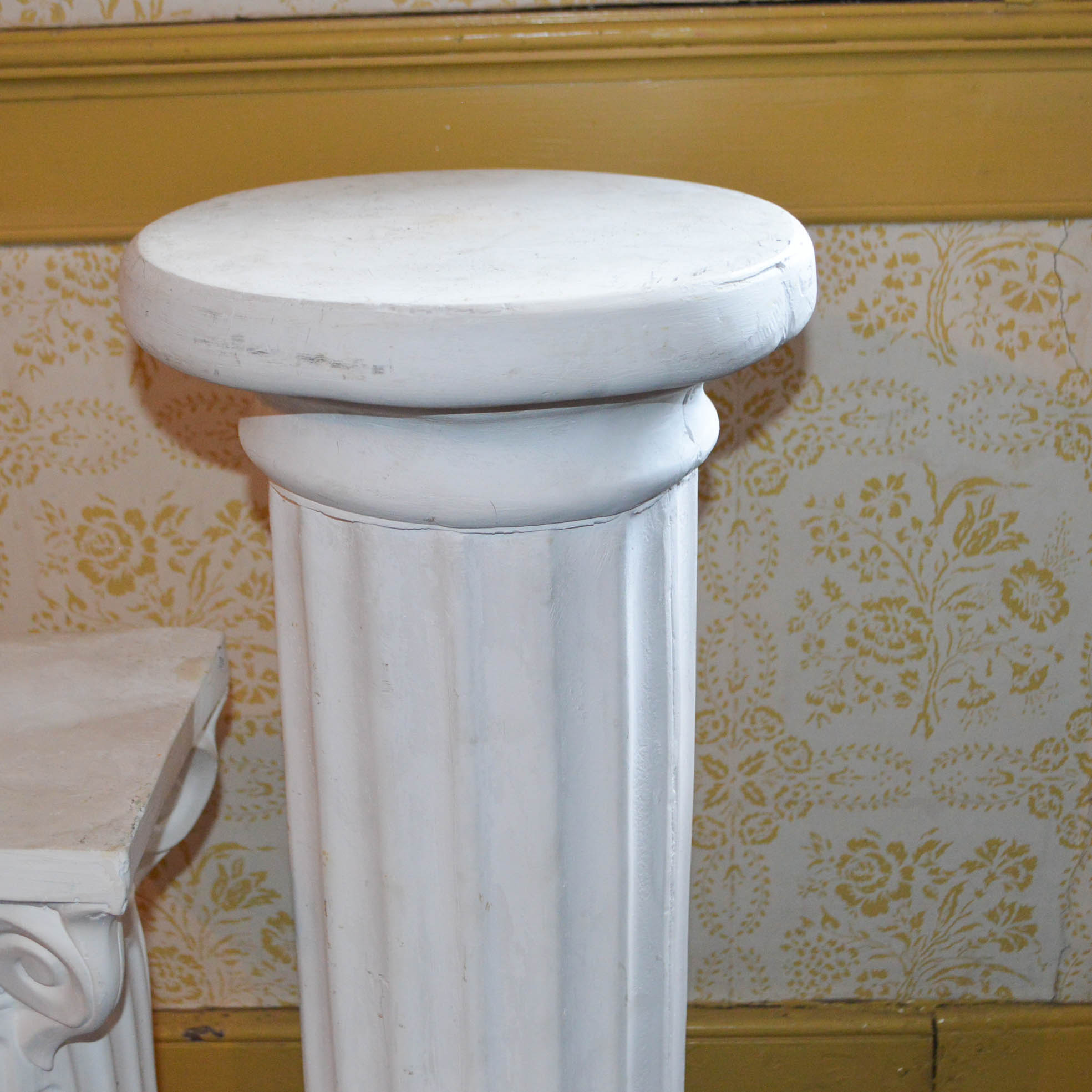 Plaster Pillar Plant Stands | EBTH