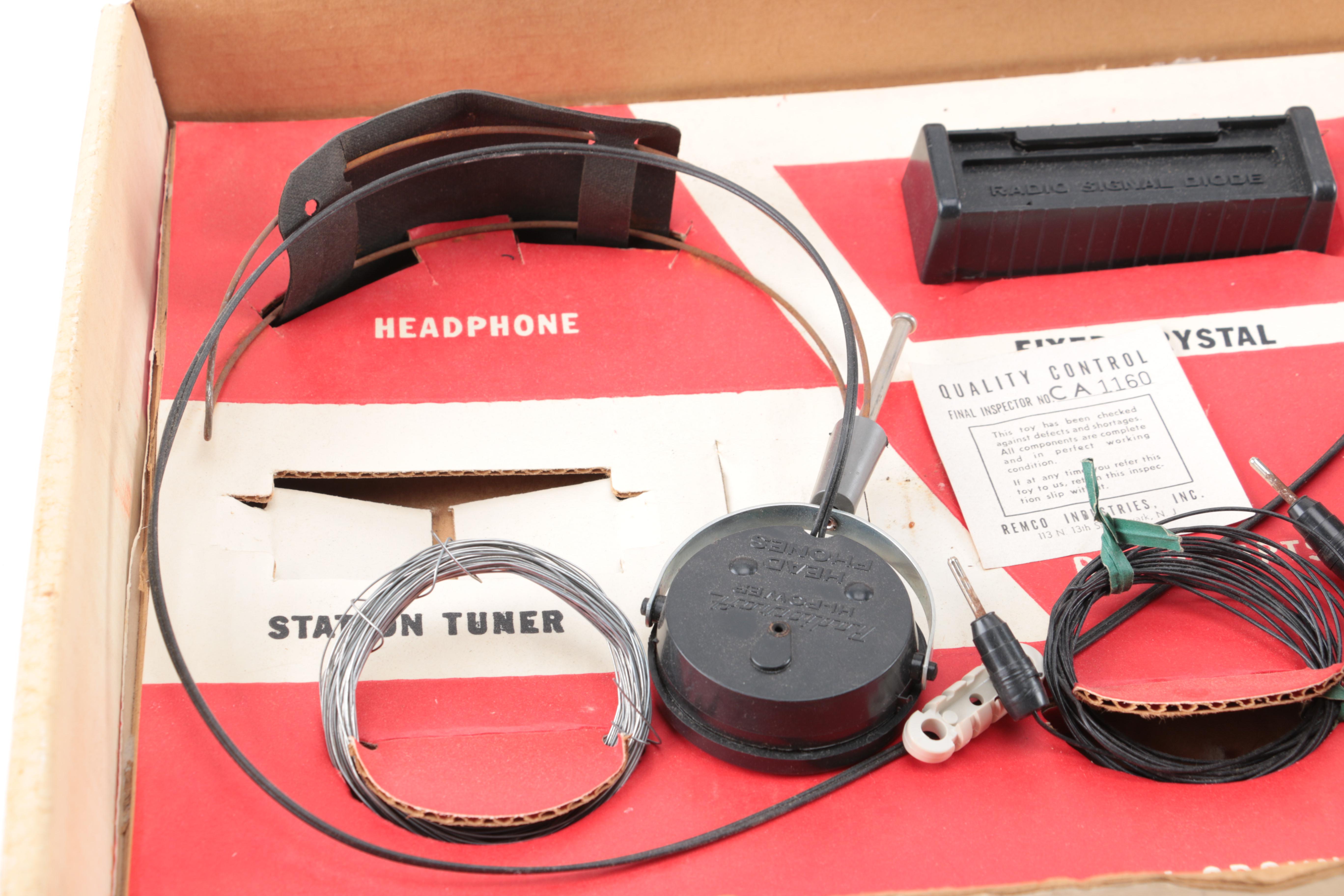 Remco Radiocraft Crystal Radio Kit | EBTH