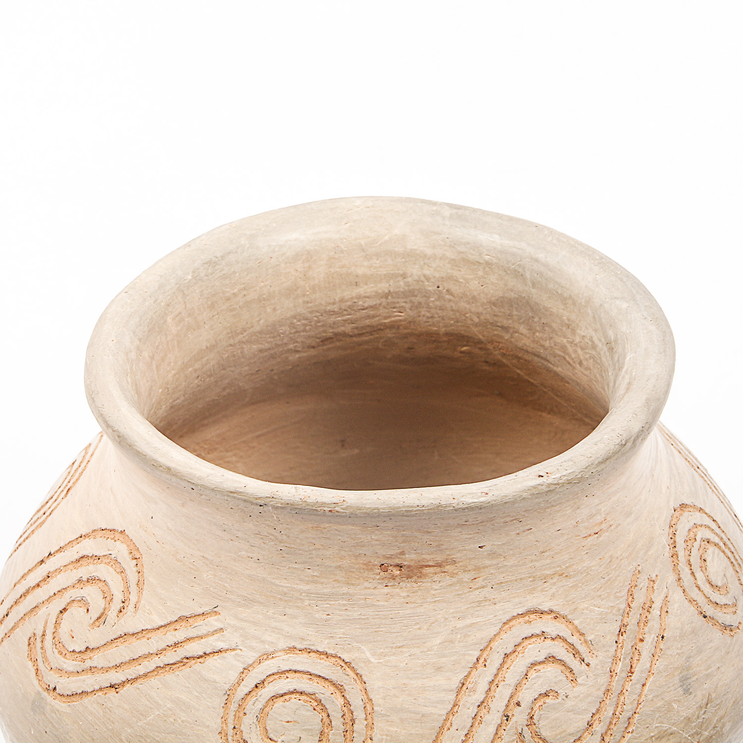 Awarded Artist, Anna Mitchell, Cherokee Designed Pottery Vase | EBTH