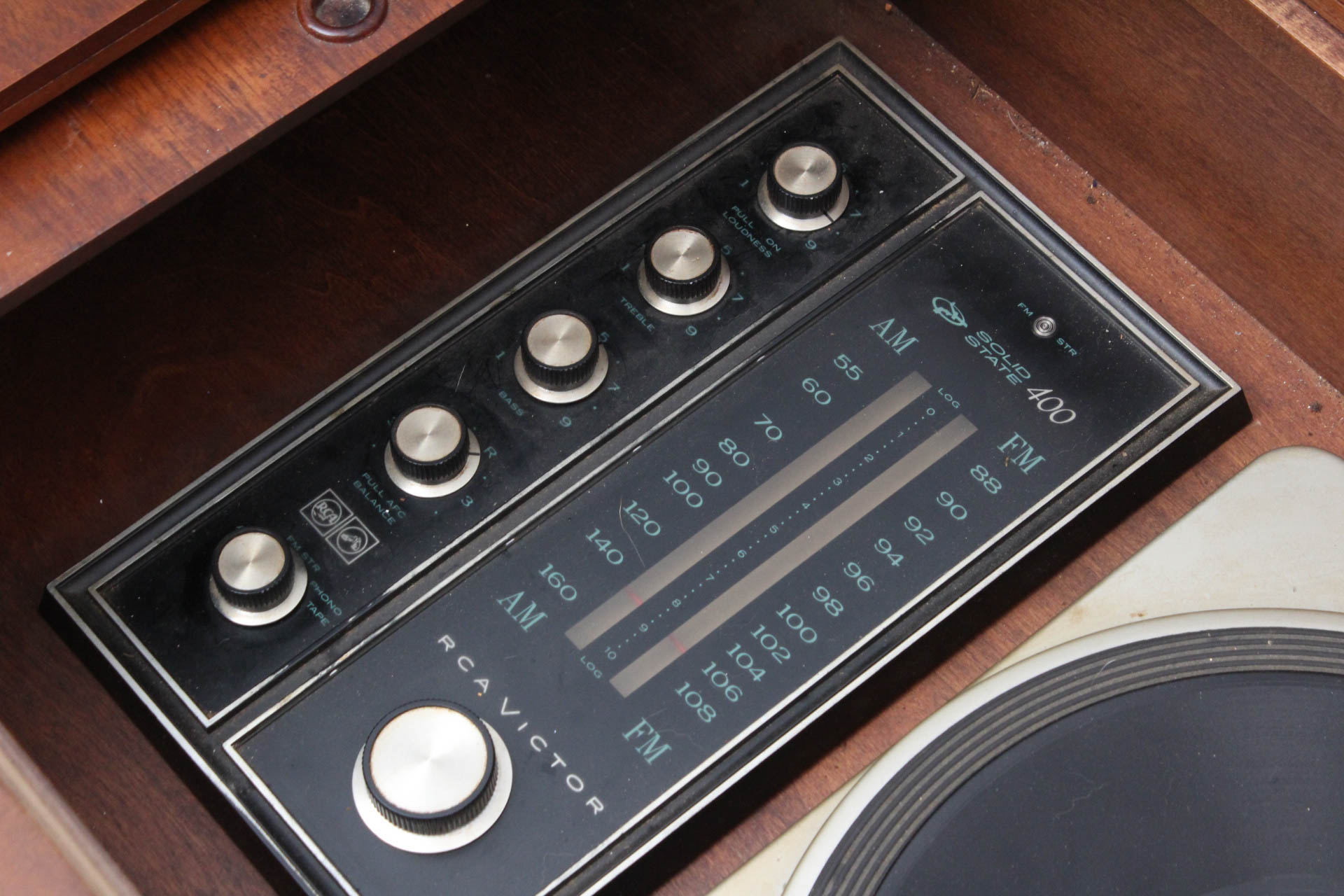 Mid Century Modern RCA Victor Victrola Stereo Console | EBTH