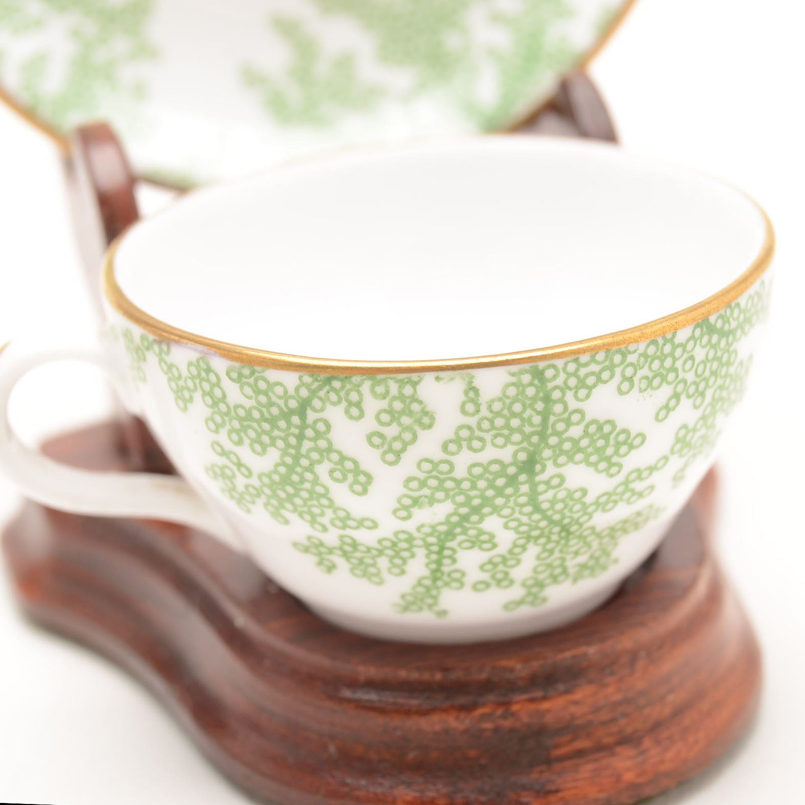 Collection of Porcelain Demitasse Teacups with Spode Copeland | EBTH