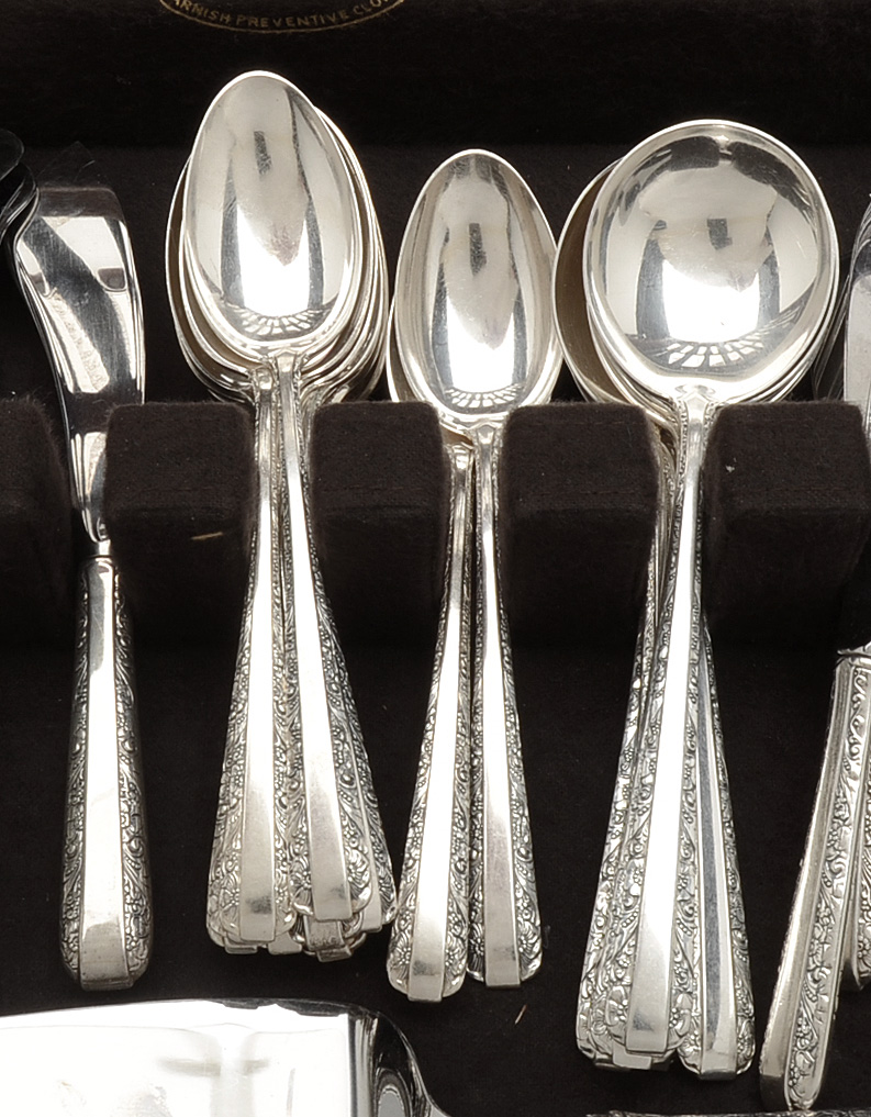 Towle Sterling Silver Flatware in the "Candlelight" Pattern | EBTH