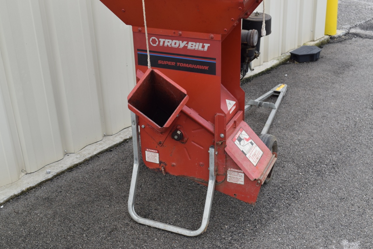 Troy-Bilt "Super Tomahawk" with Briggs & Stratton Motor Wood Chipper | EBTH