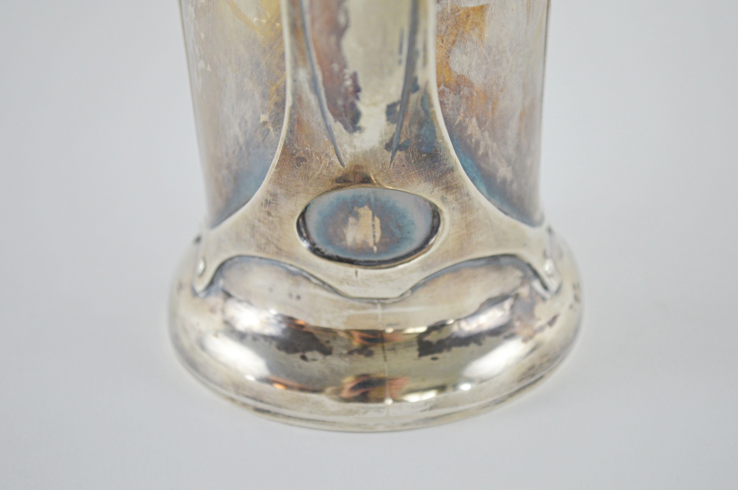Antique John Round & Son Ltd. Art Nouveau Sterling Silver Vase | EBTH