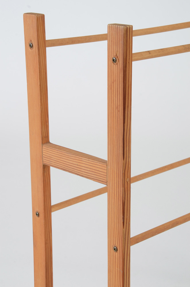 Shaker Quilt Rack | EBTH