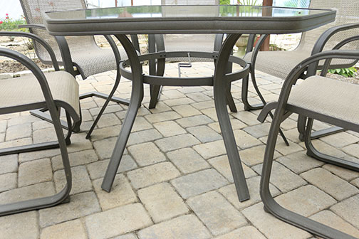 Hexagonal Patio Table and Chairs | EBTH