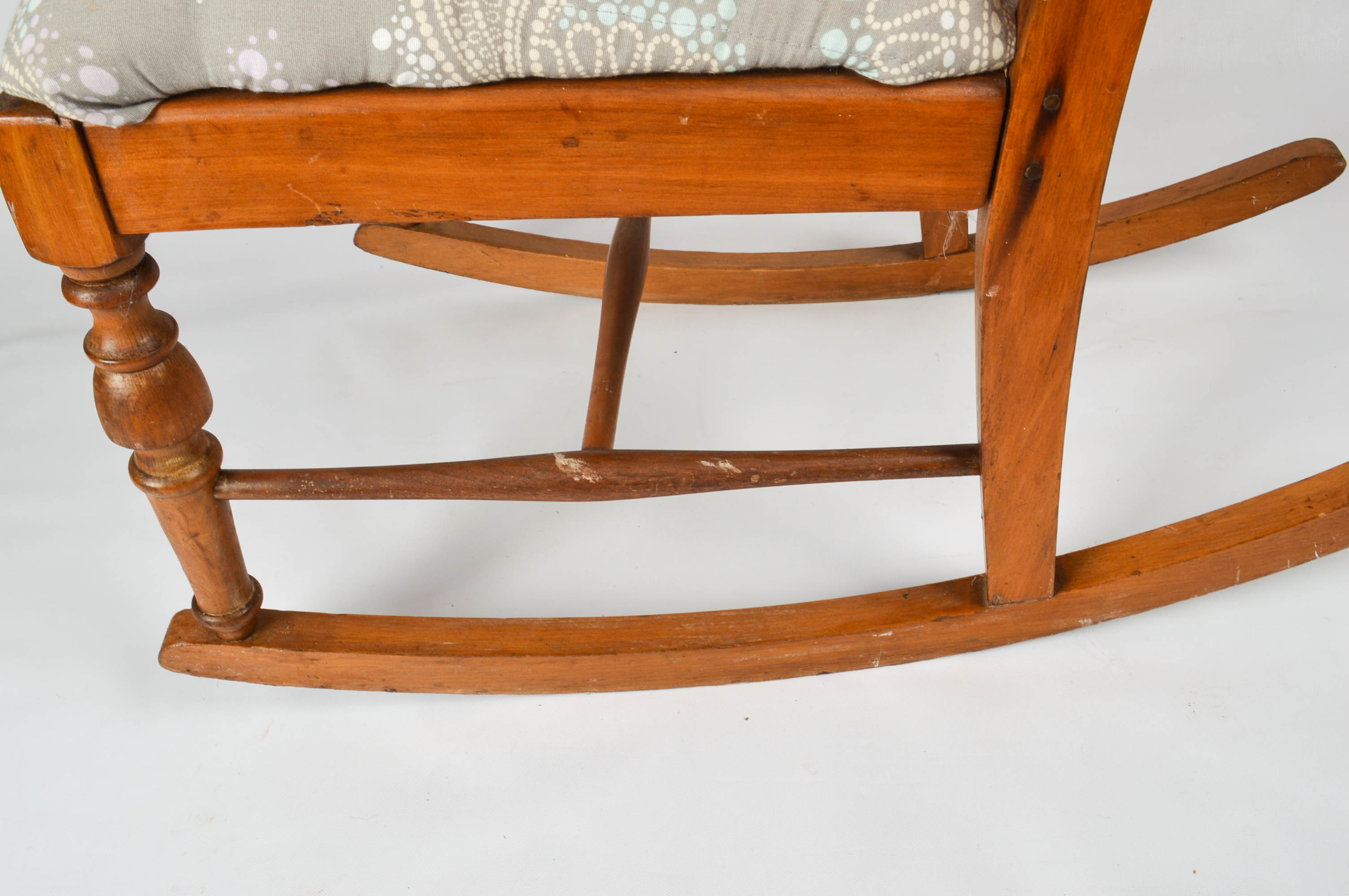 Early 20th Century Rocking Chair with Slip Seat | EBTH