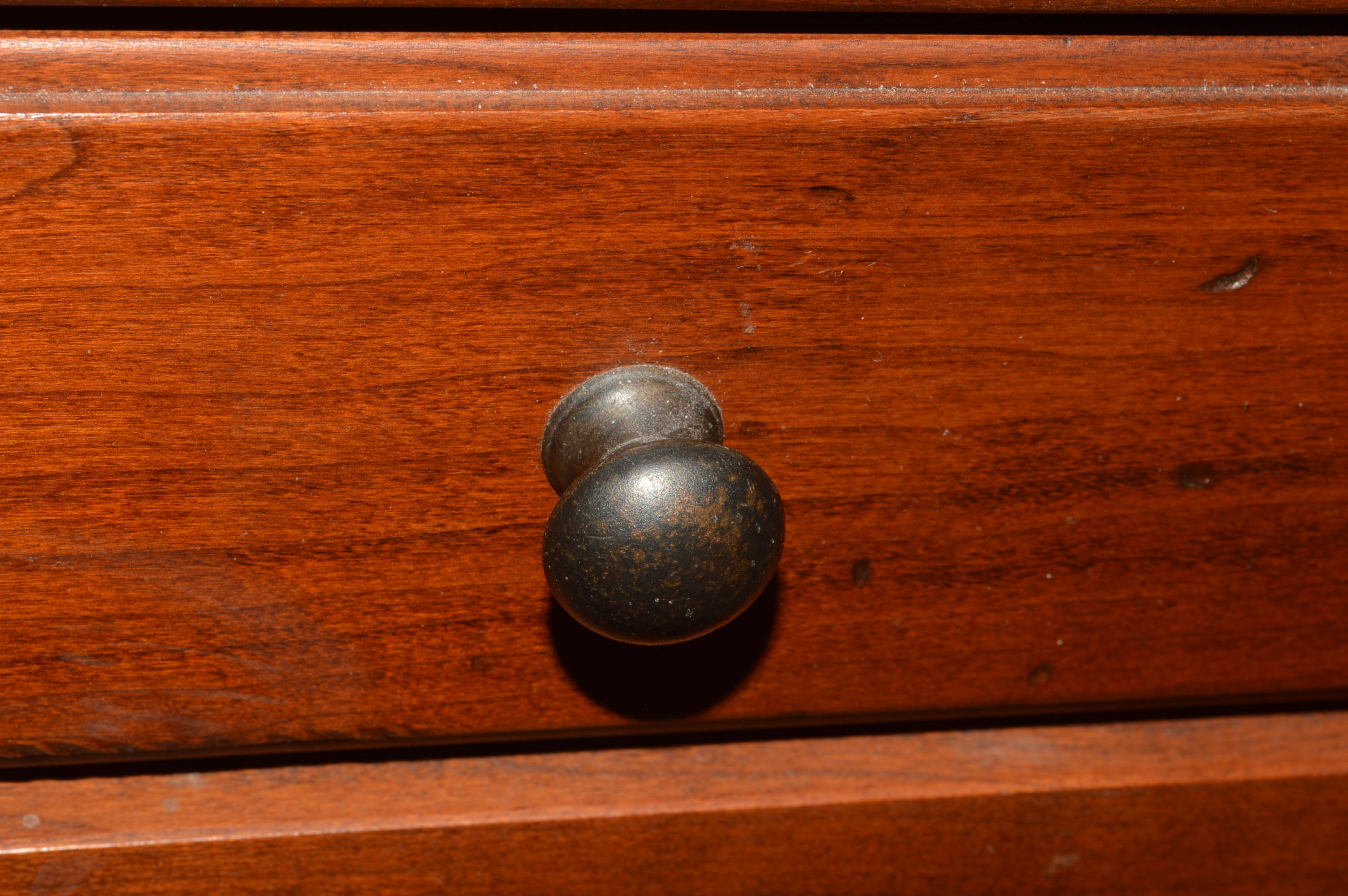 Lexington "Bob Timberlake" Collection Display Table | EBTH