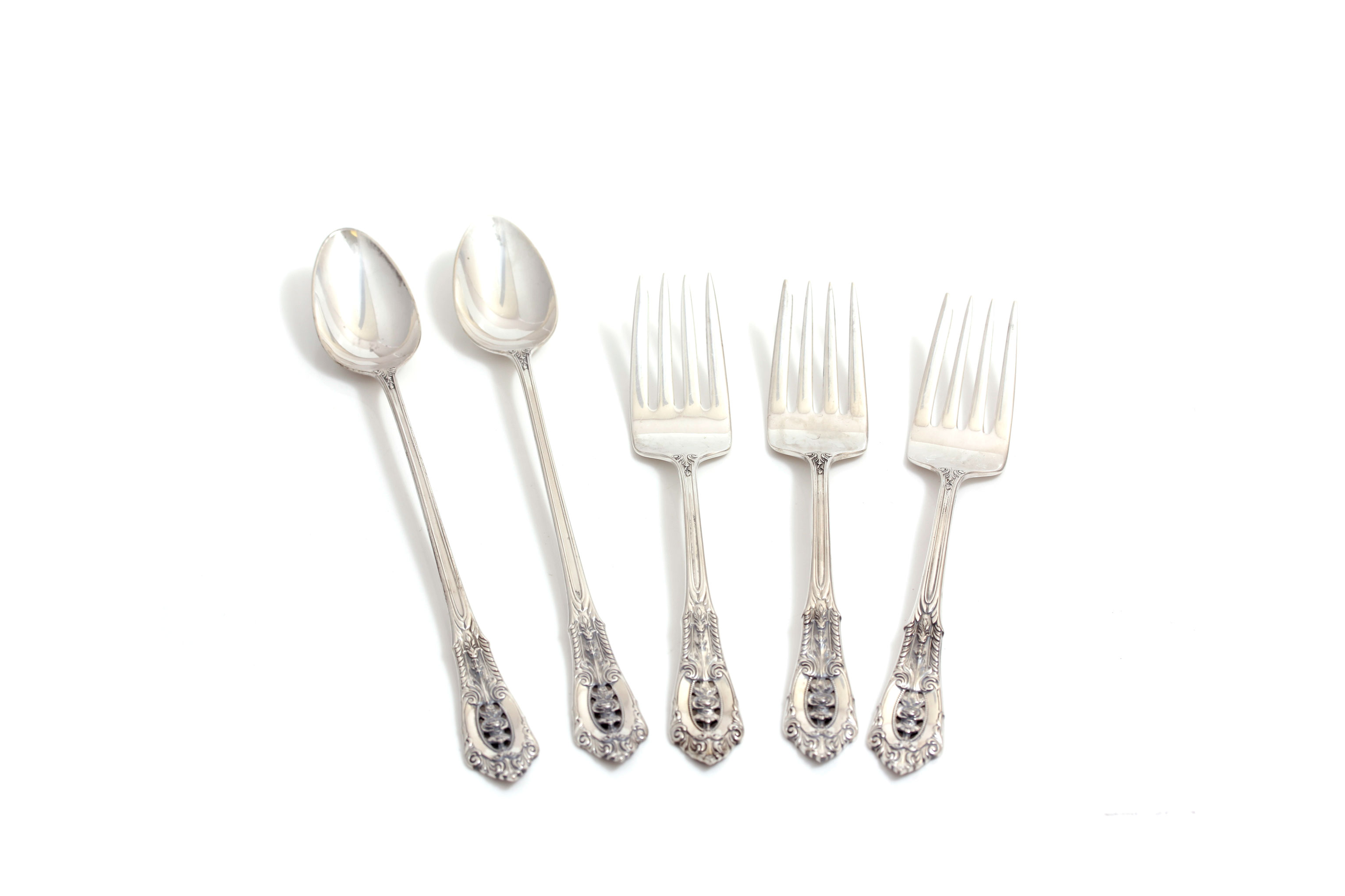 Wallace Sterling Silver "Rose Point" Flatware | EBTH