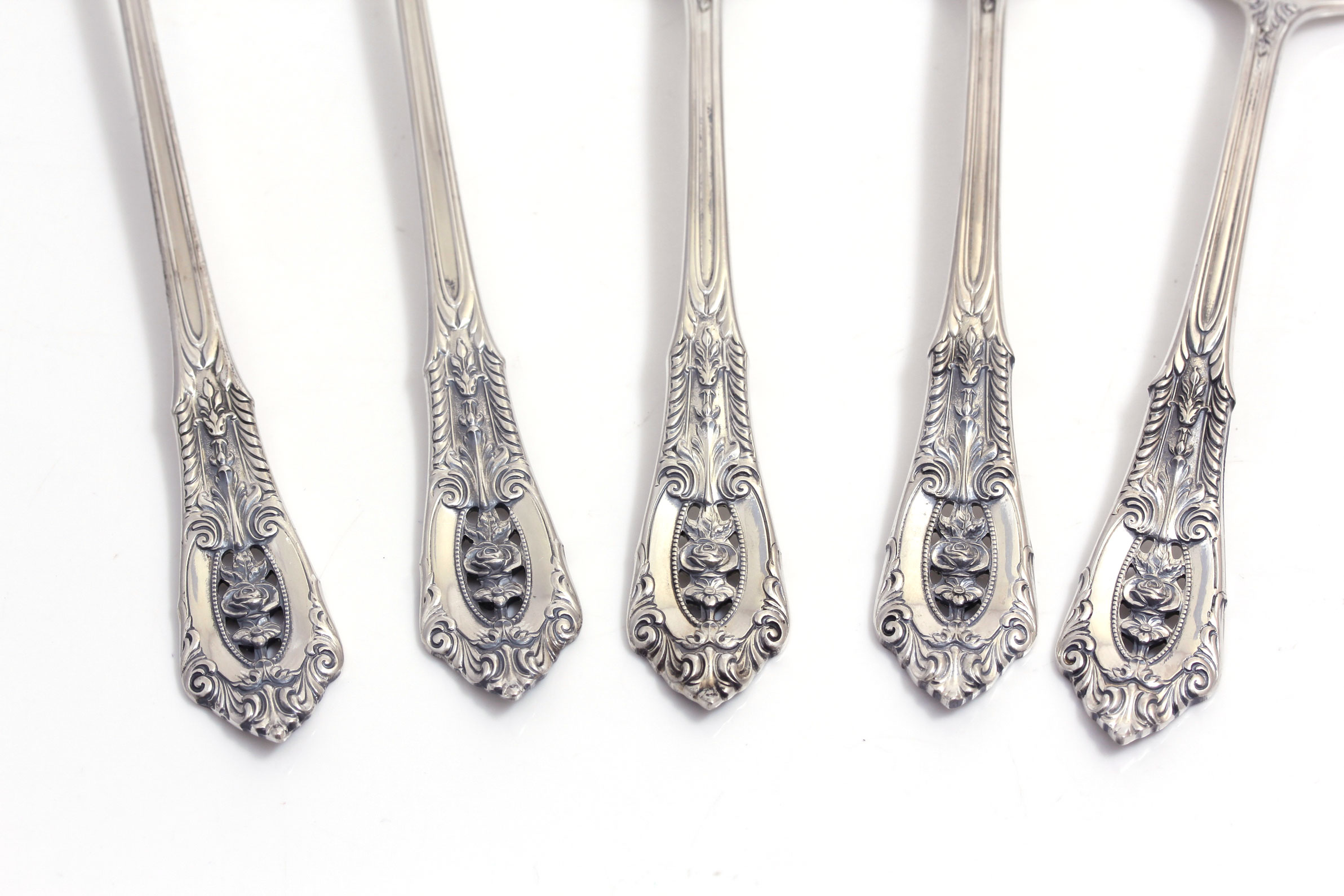 Wallace Sterling Silver "Rose Point" Flatware | EBTH