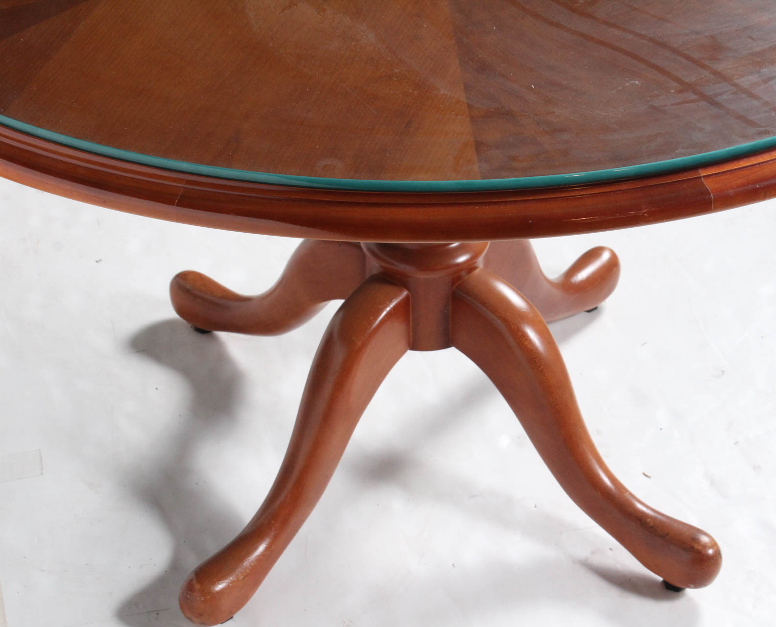 Round Glass Top Pedestal Dining Table | EBTH
