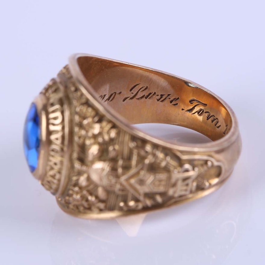 10k Yellow Gold Notre Dame University 1962 Class Ring Ebth