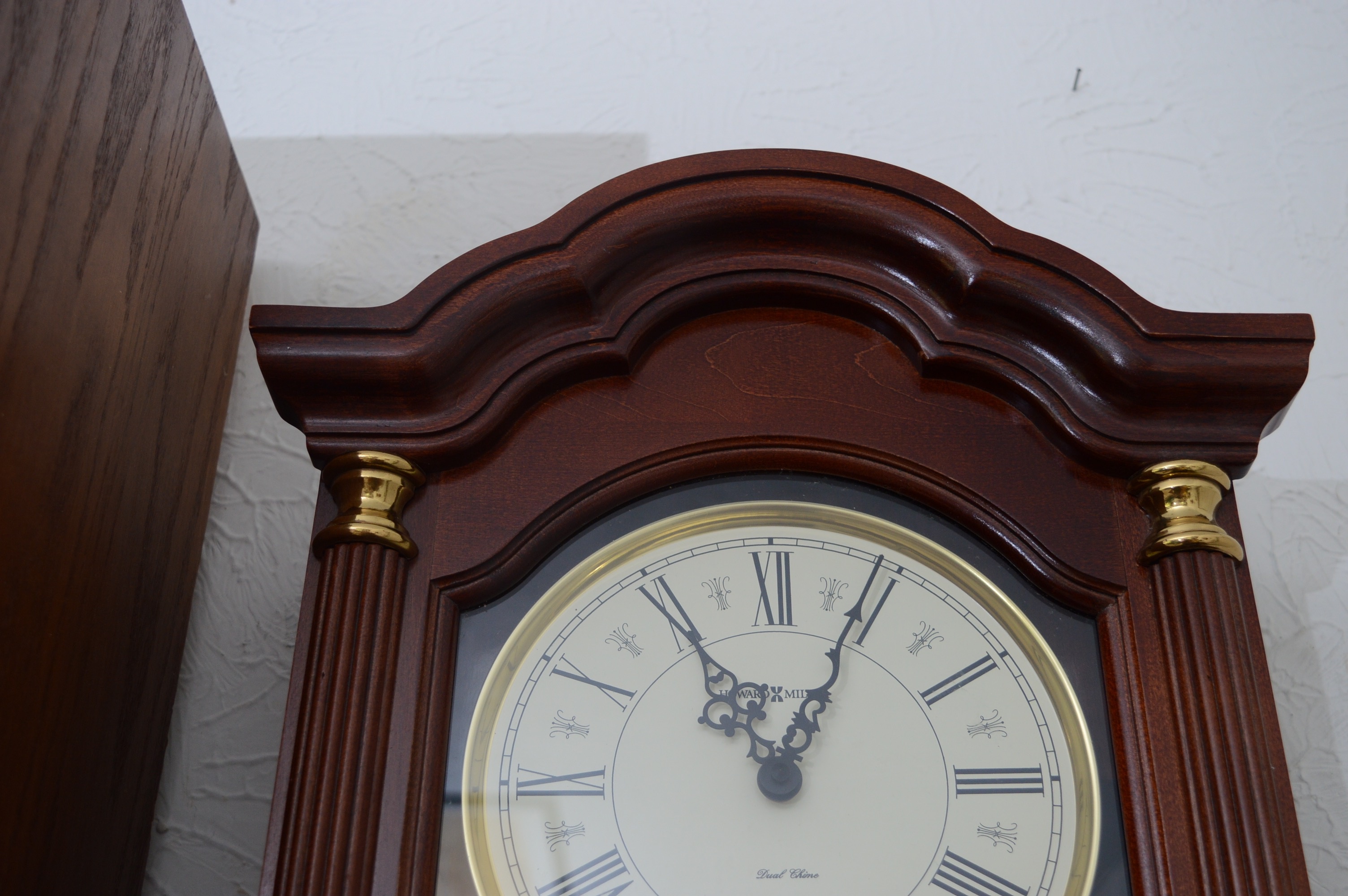 Howard Miller Quartz Movement Wall Clock | EBTH