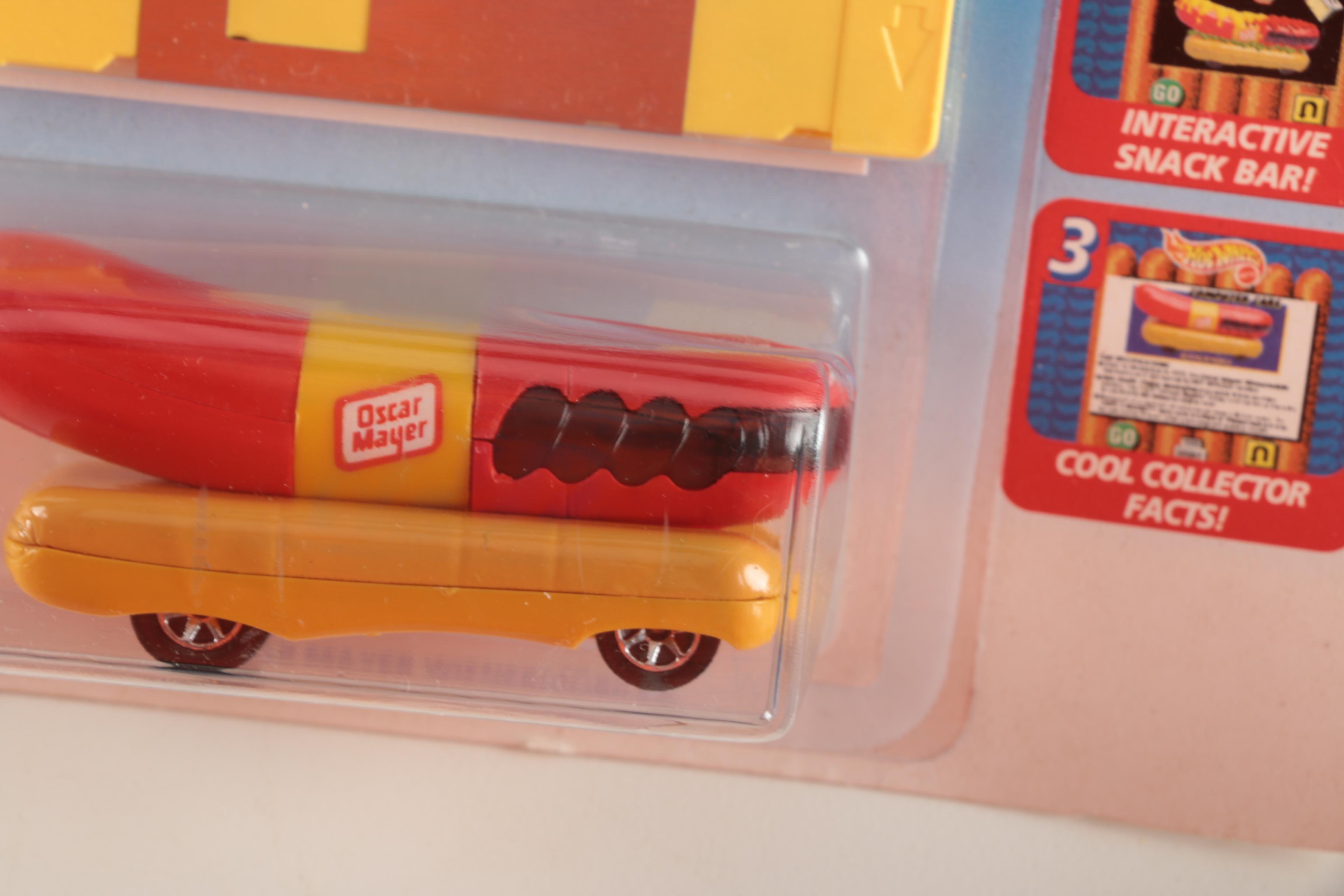 Candy-Themed Hot Wheels with Blimp and Oscar Meyer Weiner-Mobile | EBTH