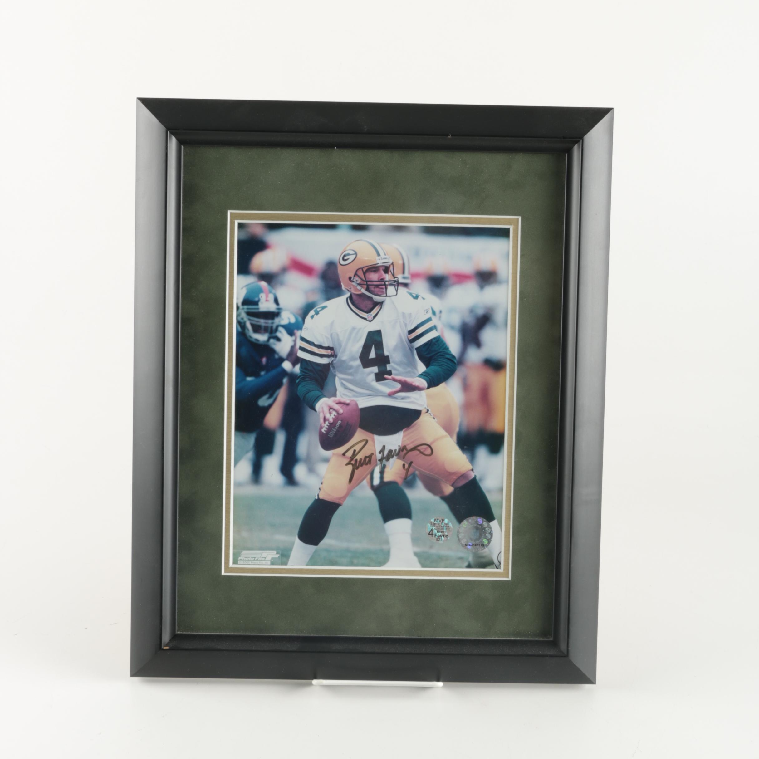 Signed Brett Favre Photograph | EBTH