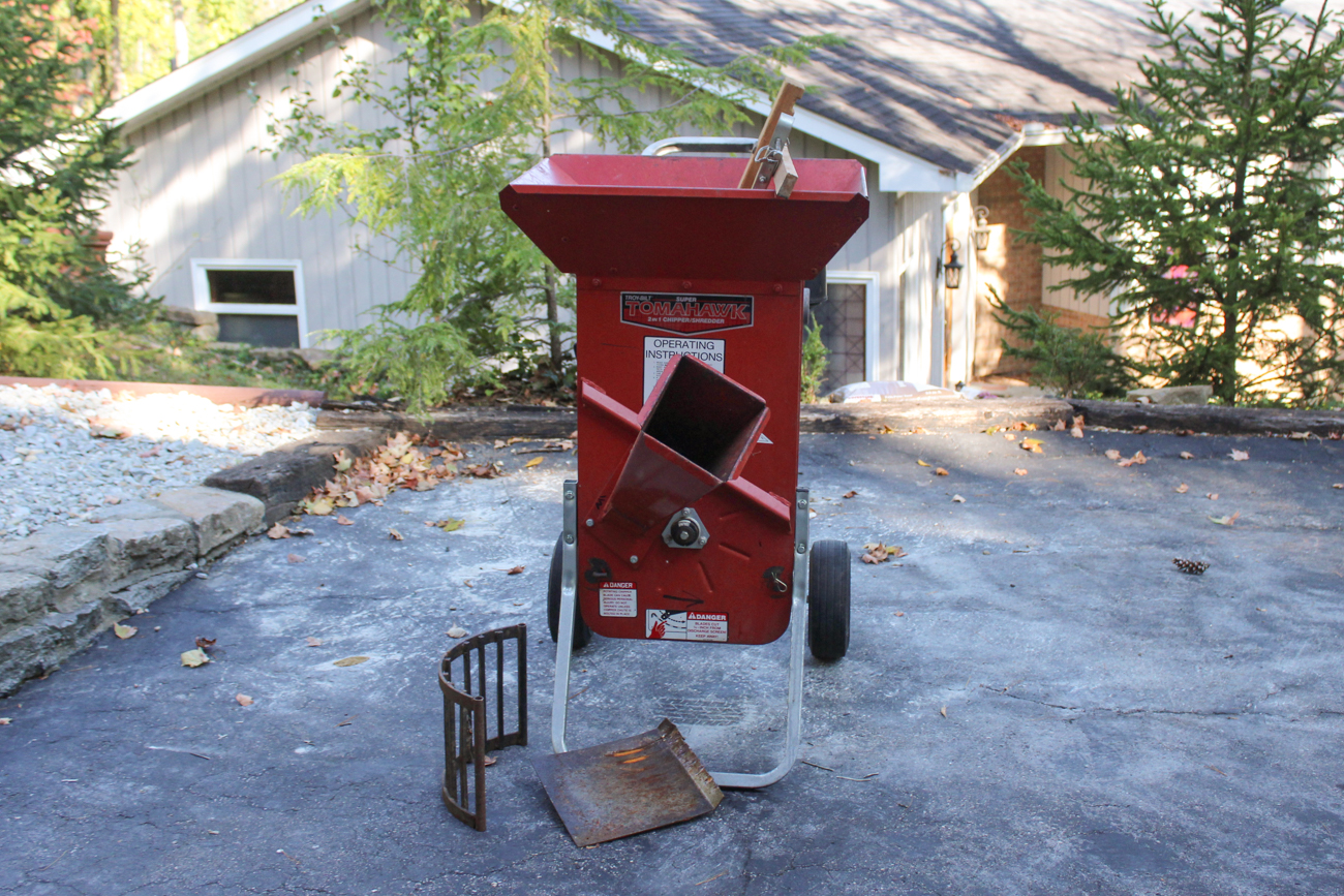 Troy-Bilt Super Tomahawk 2-in-1 Chipper/Shredder | EBTH