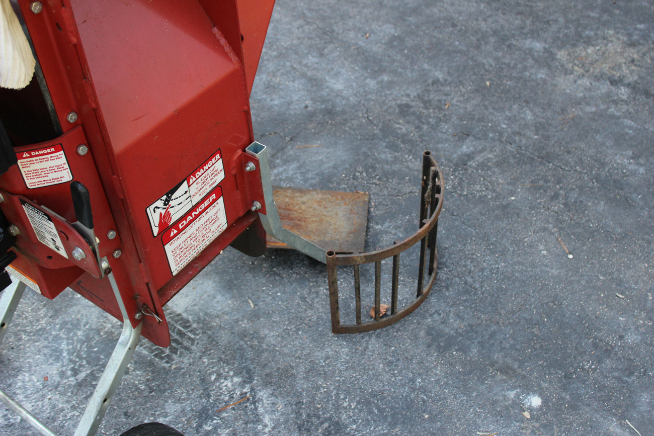 Troy-Bilt Super Tomahawk 2-in-1 Chipper/Shredder | EBTH