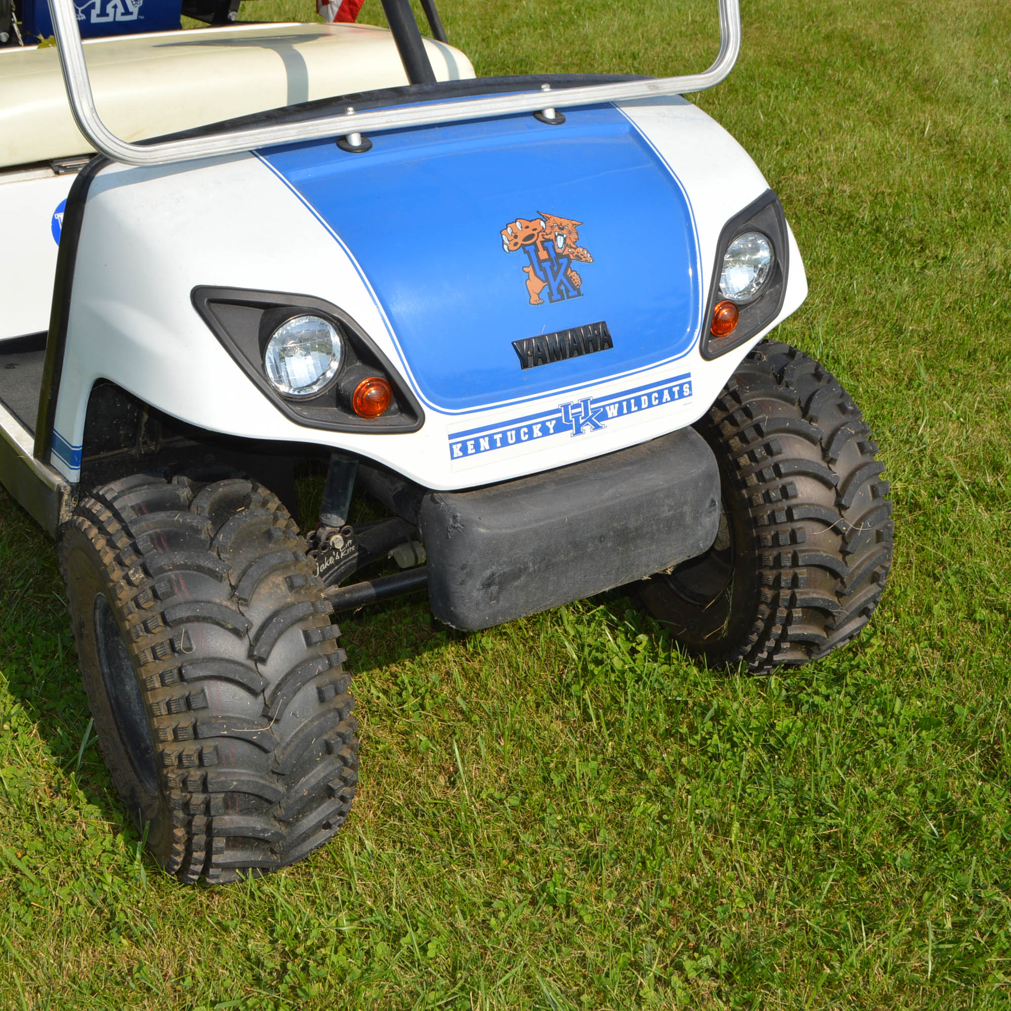 2000 Yamaha G19E University of Kentucky Gas-Powered Golf Cart | EBTH